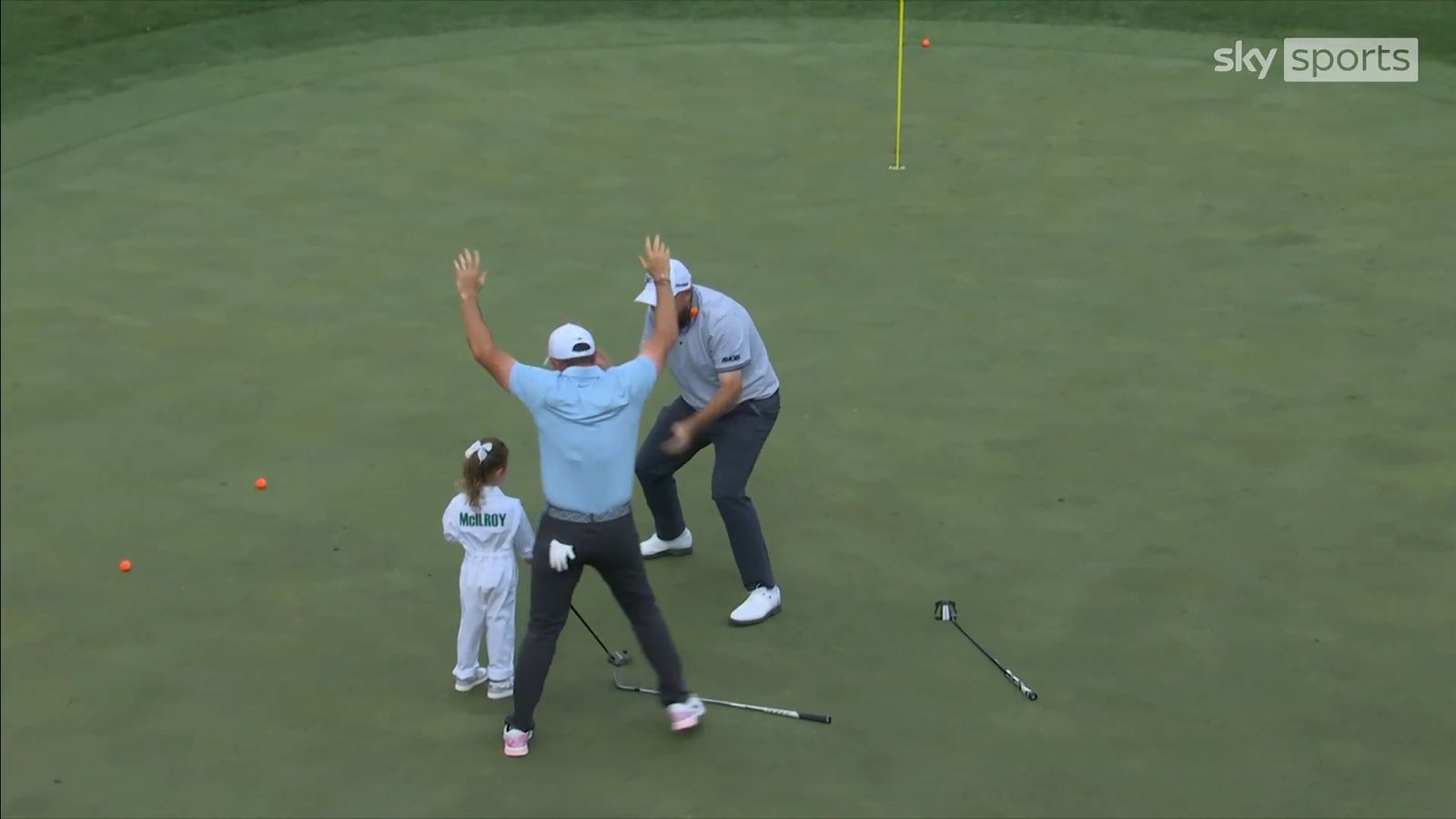 Rory McIlroy's daughter steals show at US Masters with amazing putt ...