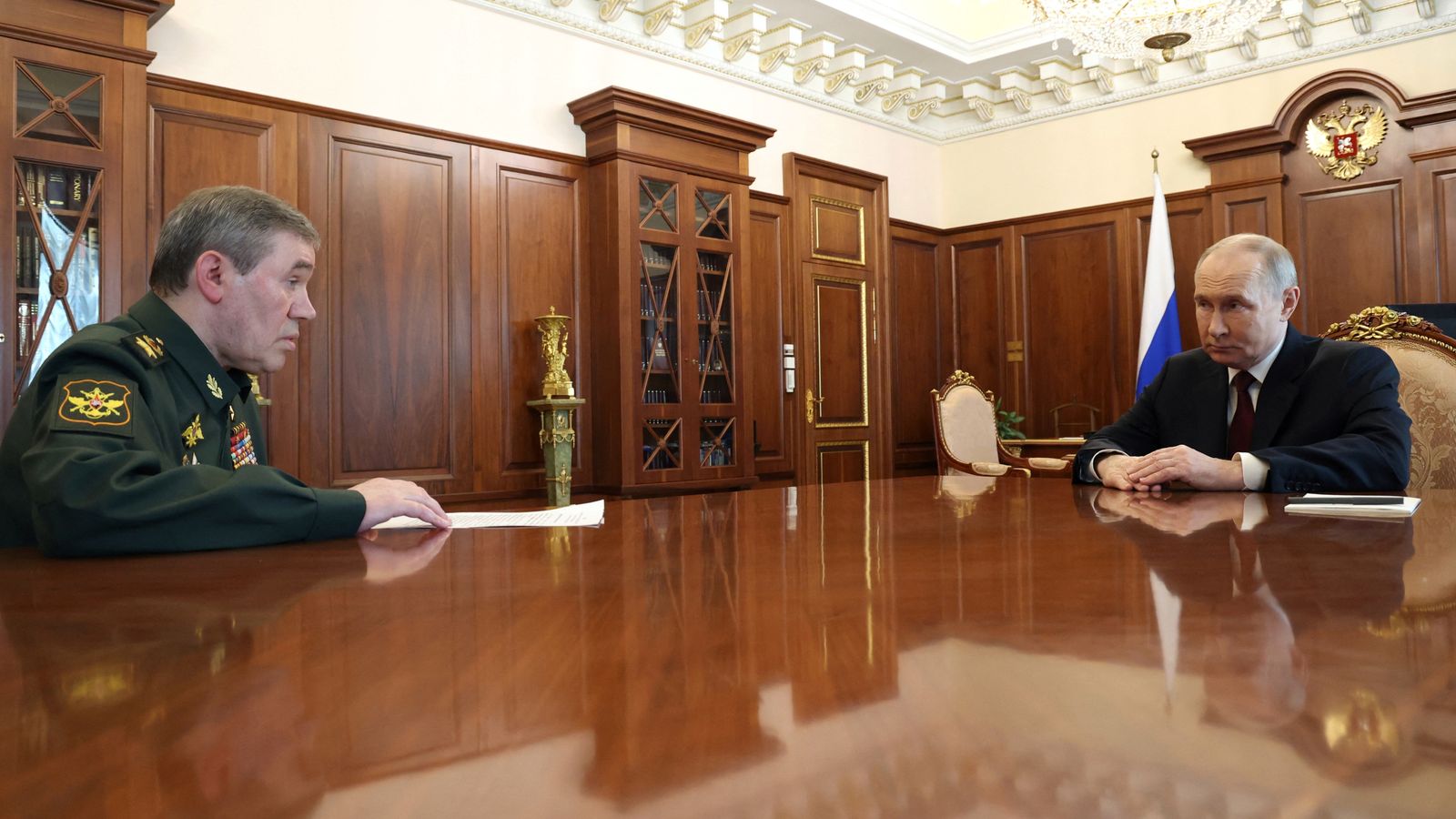 Russian attacks on Ukraine continue despite 'Easter truce', Zelenskyy ...