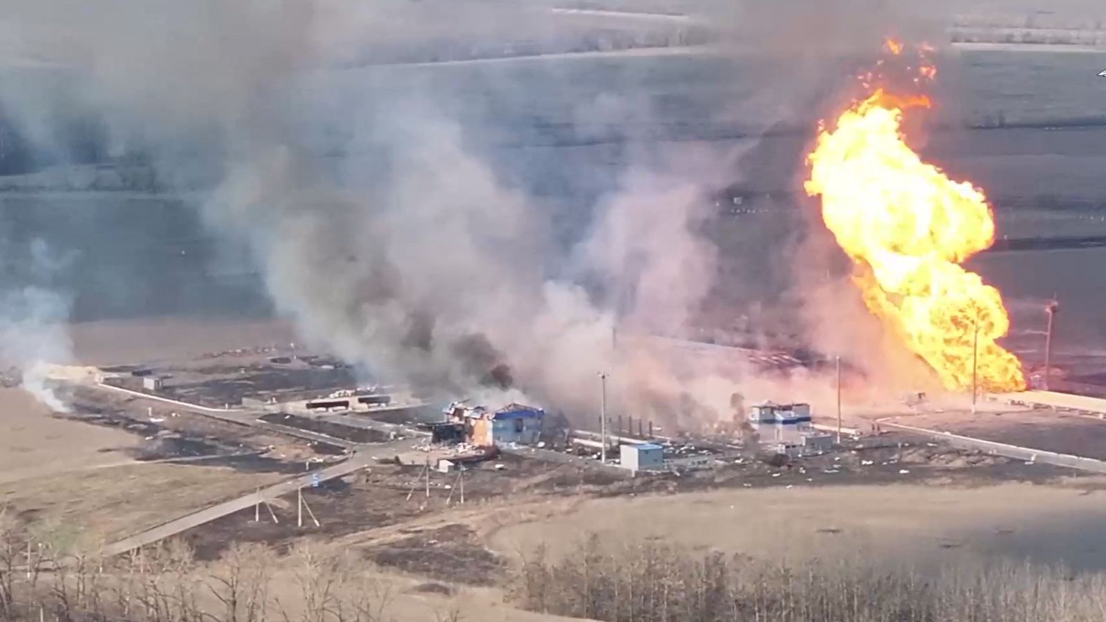 Ukraine war latest: 'Scattered' Ukrainian troops left in Kursk to be ...