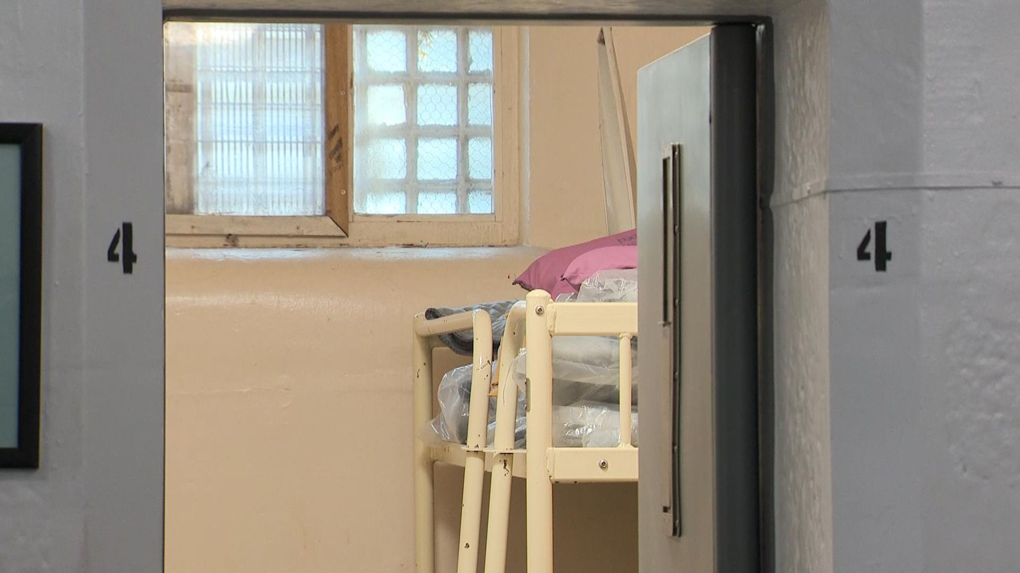 HMP Barlinnie: Scotland's largest prison in 'wretchedly poor state ...