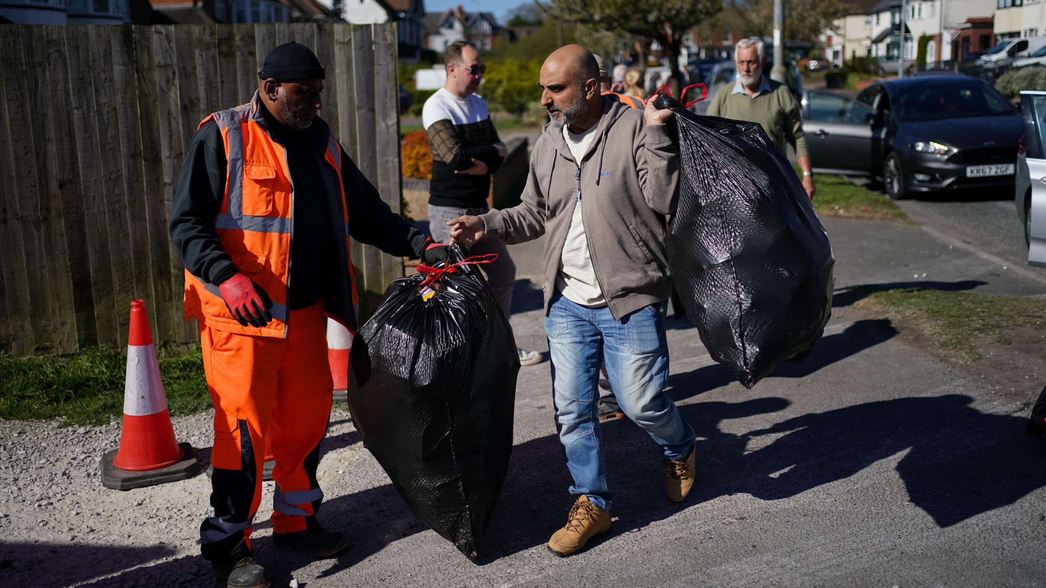 End 'misery and disruption' and accept pay deal, Angela Rayner tells ...