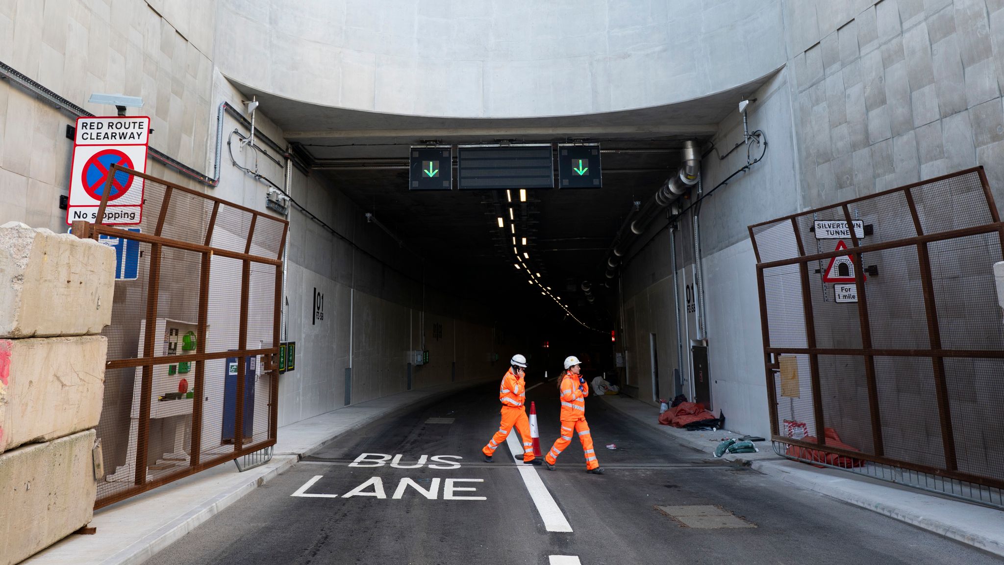 Tolls on Blackwall Tunnel and new Silvertown Tunnel begin – what you ...