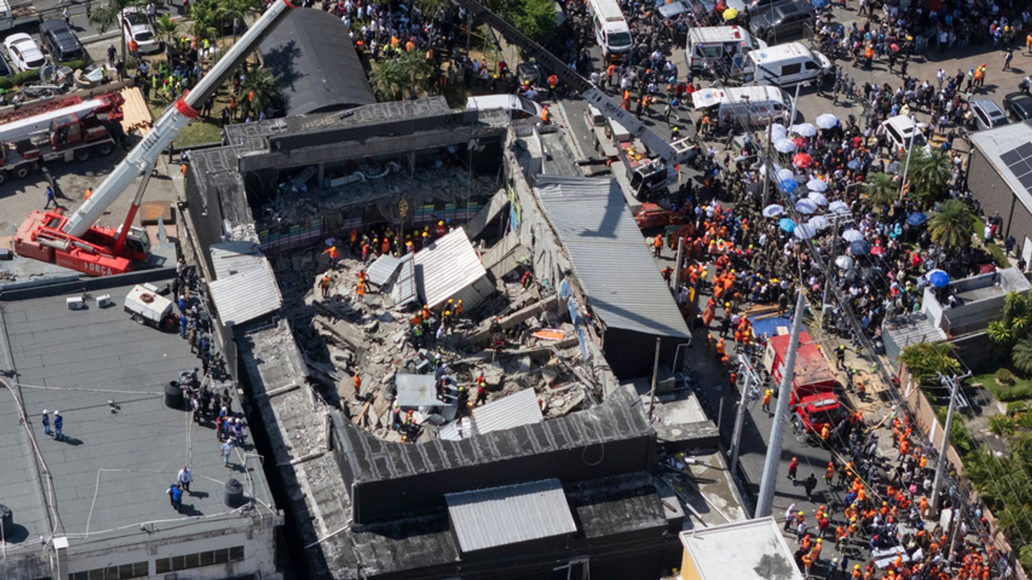 Ex-baseball stars among dozens killed after roof collapses at Dominican ...