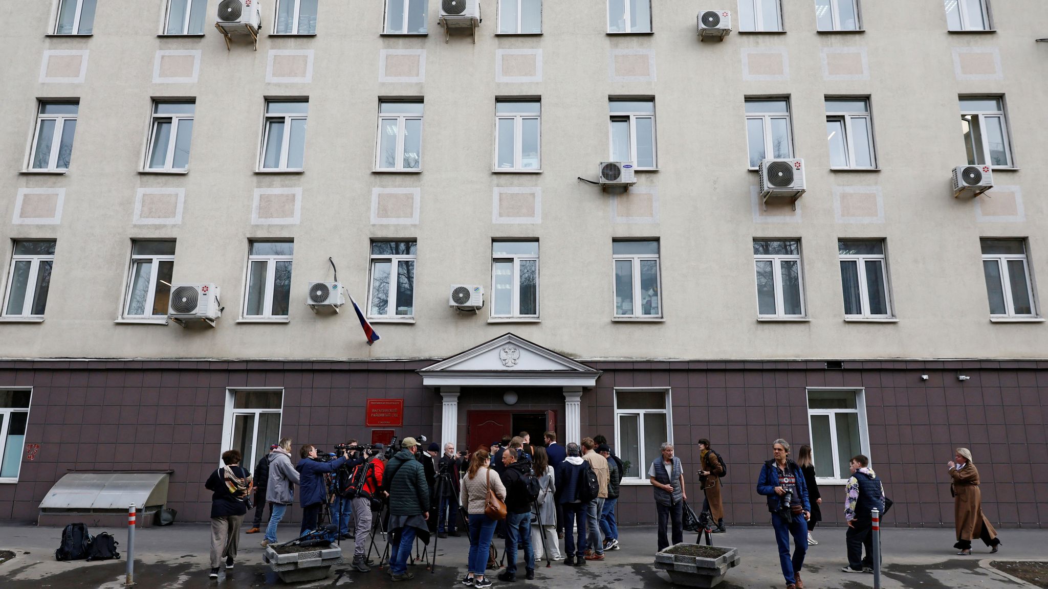 Russian journalists accused of working with Alexei Navalny jailed for ...