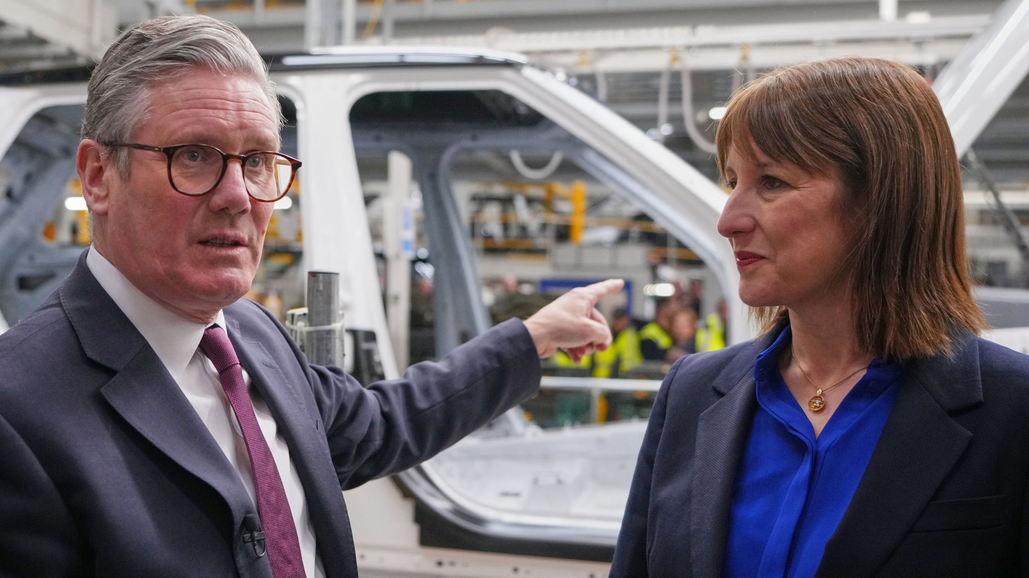 Jaguar Land Rover gets £1.5bn government-backed loan guarantee to help ...