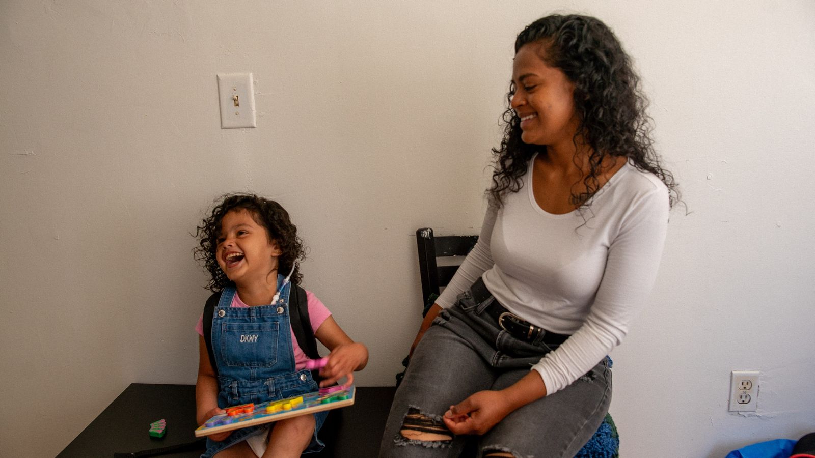 Seriously ill girl ordered to leave US gets reprieve after warning she ...