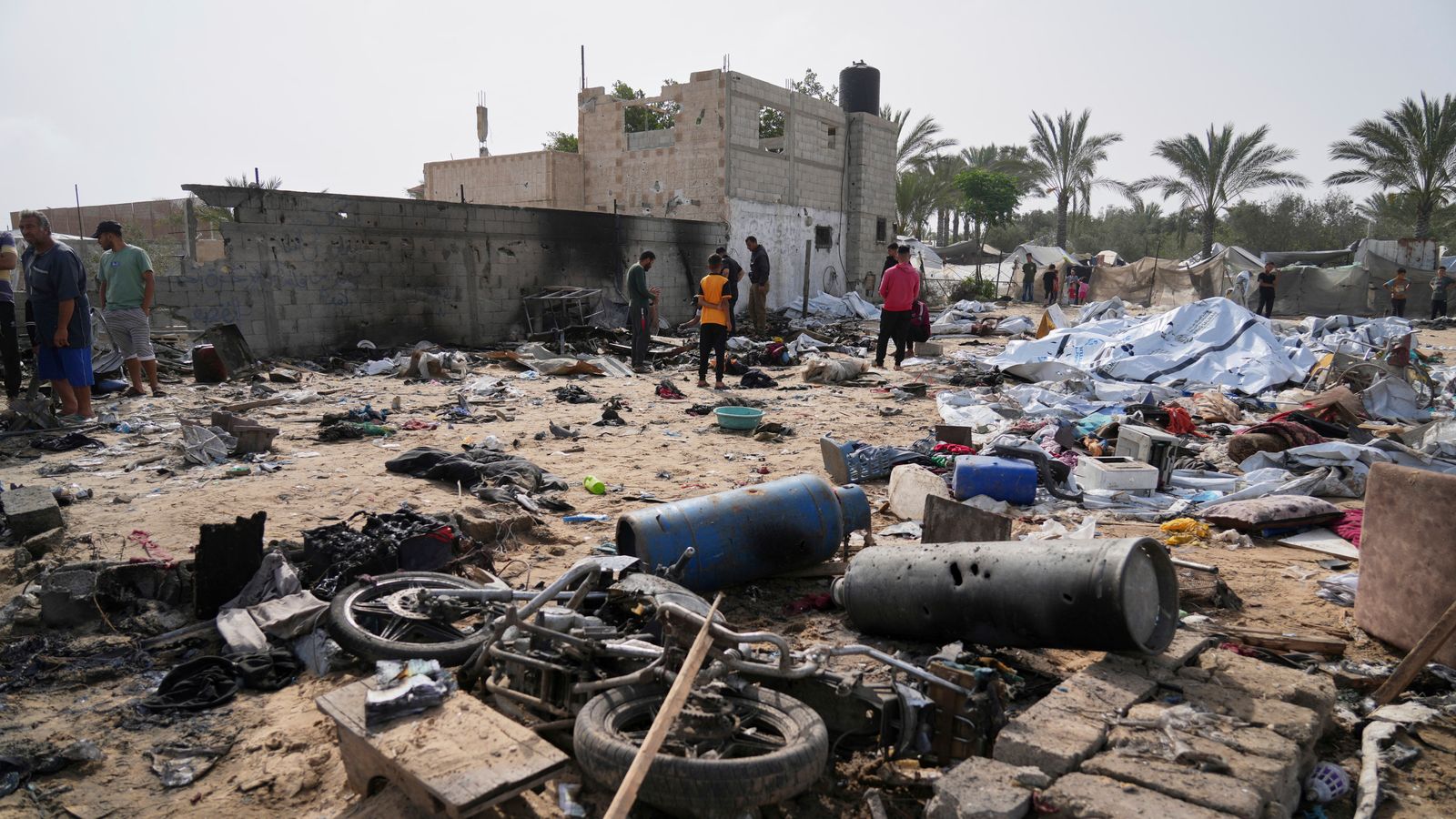 More than 100 people killed in latest Israeli strikes on Gaza, say ...