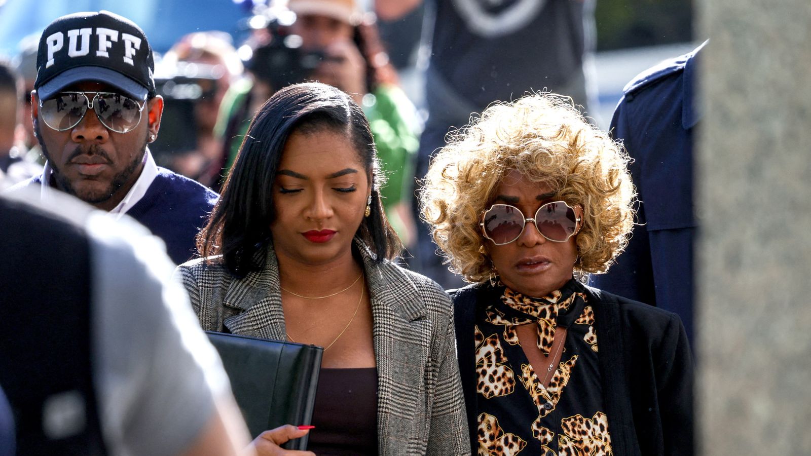 Sean 'Diddy' Combs's family arrive at court for rapper's high-profile ...