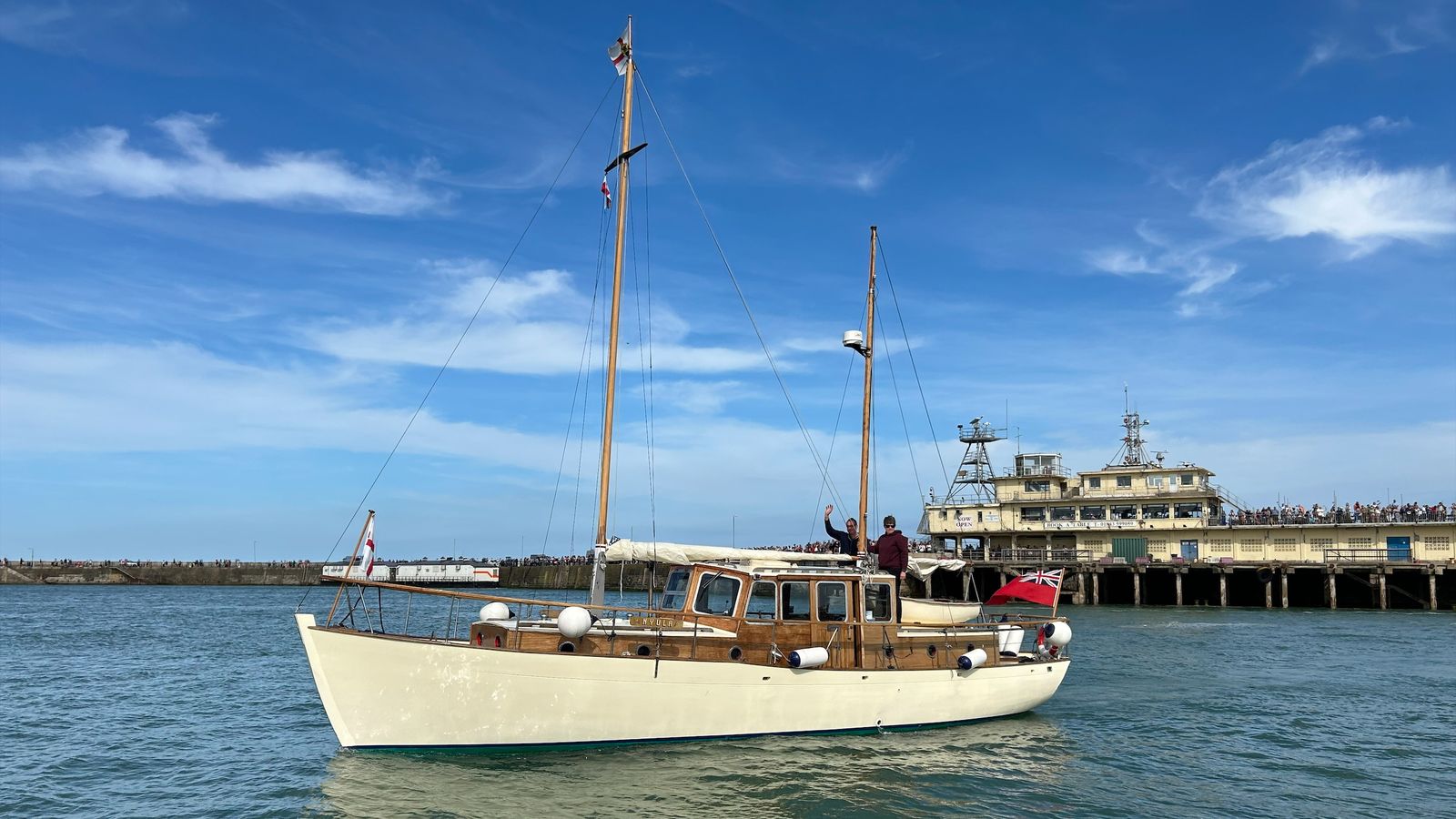 Dunkirk anniversary: 85 years on from historic rescue of Allied troops ...