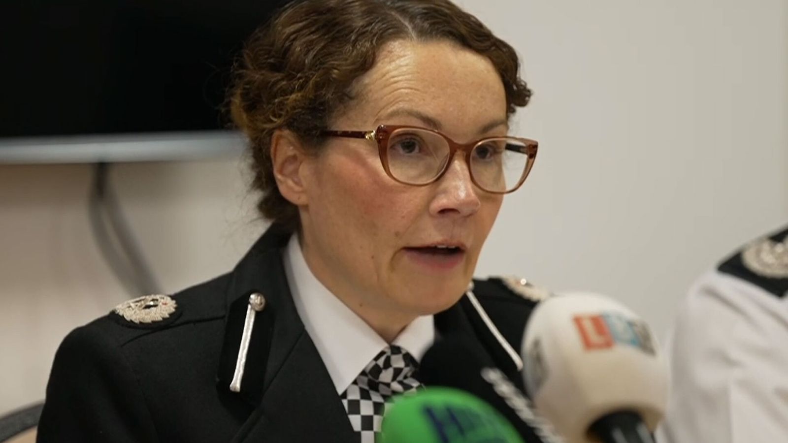 Liverpool parade: Children among dozens injured after car drove into ...