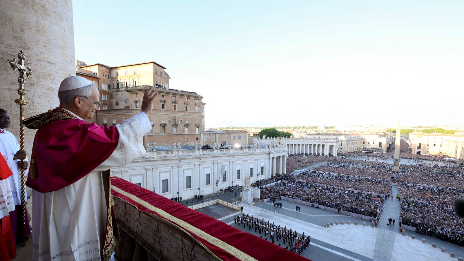 Live view of St Peter's Square as faithful celebrate new pope | News UK ...