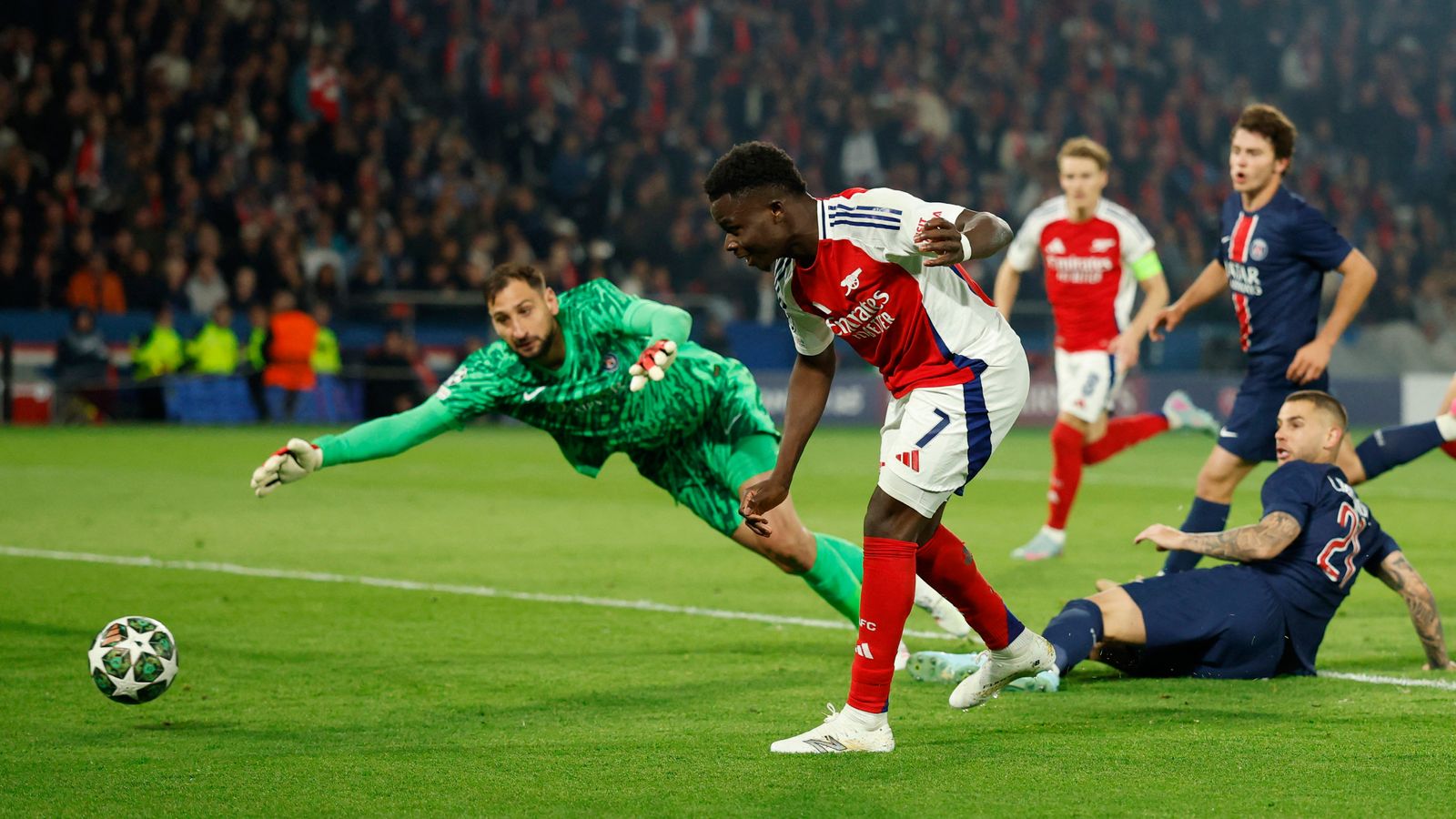 Arsenal knocked out of Champions League after 2-1 defeat to PSG in semi ...