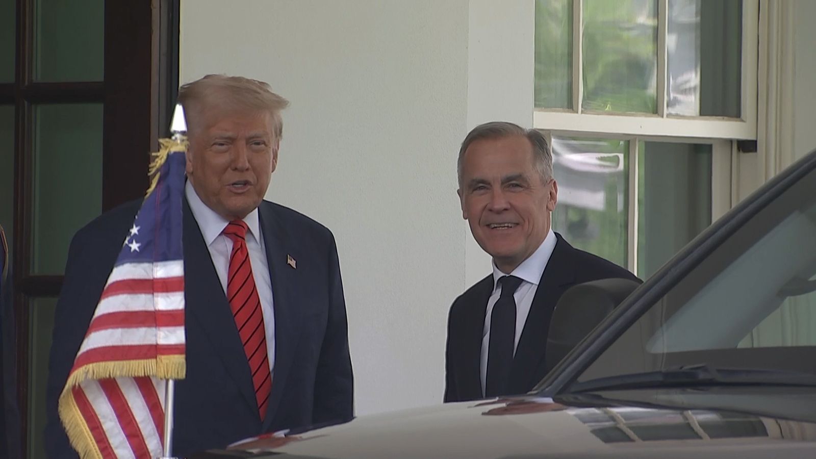 Canadian Prime Minister Mark Carney meets Donald Trump at the White ...