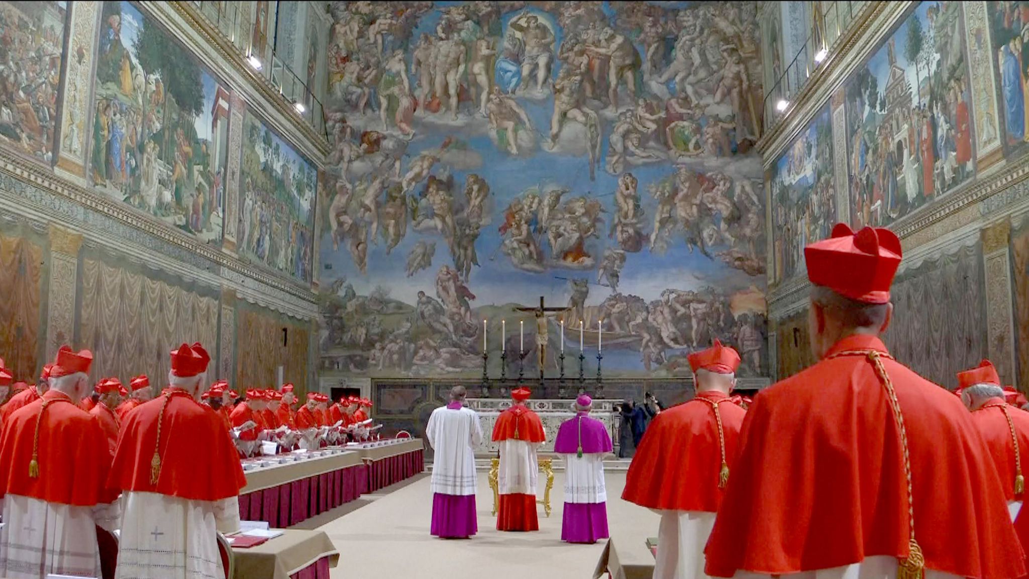 Cardinals returning to conclave after first vote ends in black smoke | World News | Sky News