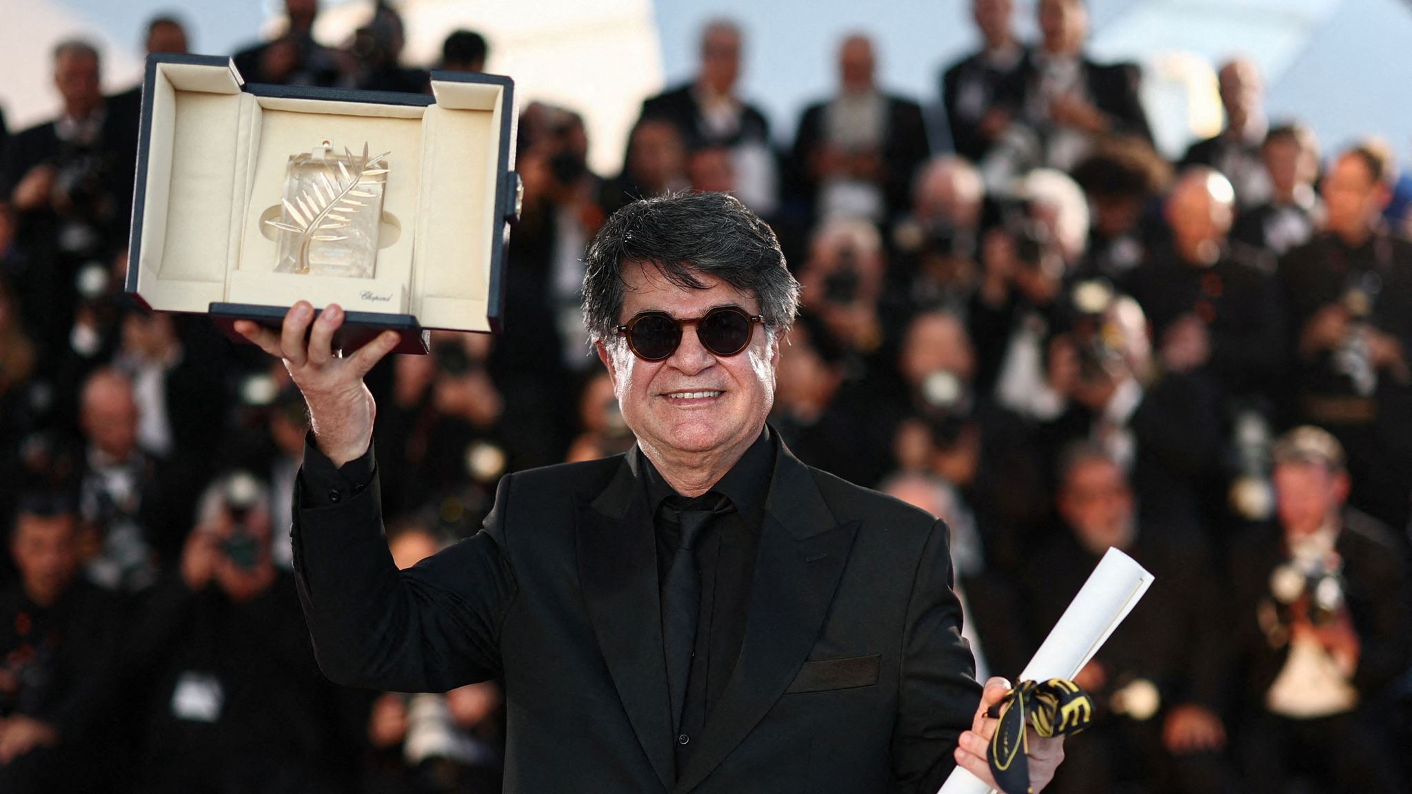 Cannes: Dissident Iranian director wins Palme d'Or at film festival ...