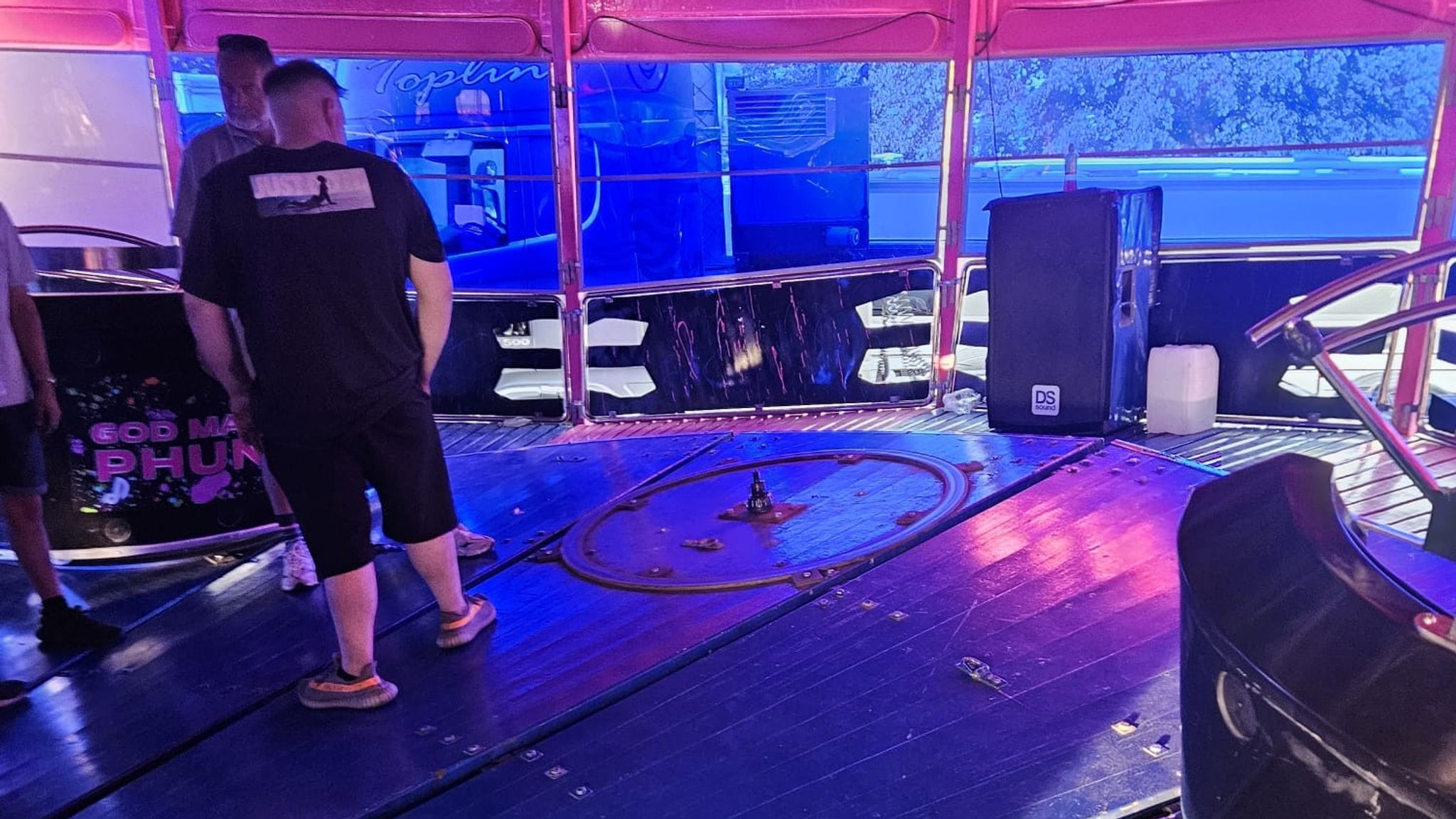 Galactic Carnival Edinburgh closes after waltzer car crashes off track ...