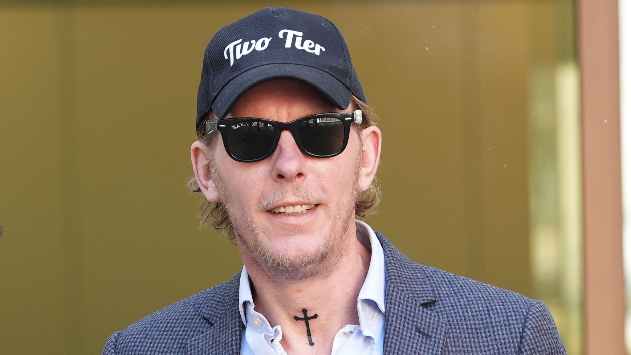 Laurence Fox wins retrial over 'racist' claim but loses appeal over ...