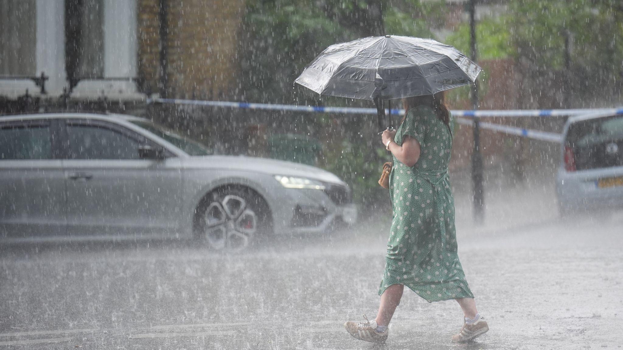 UK weather: Rain 'expected every day next week' after unusually dry month | UK News | Sky News