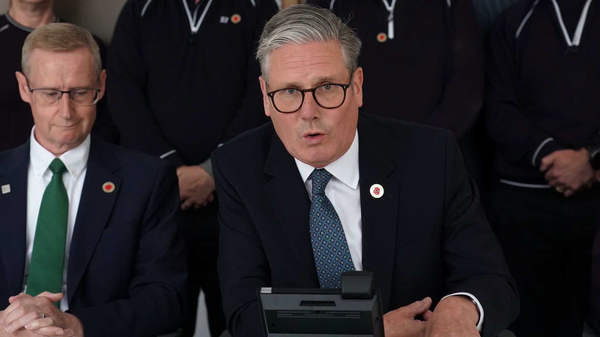 Trump's big reveal of trade deal with UK was awkward spectacle | US ...