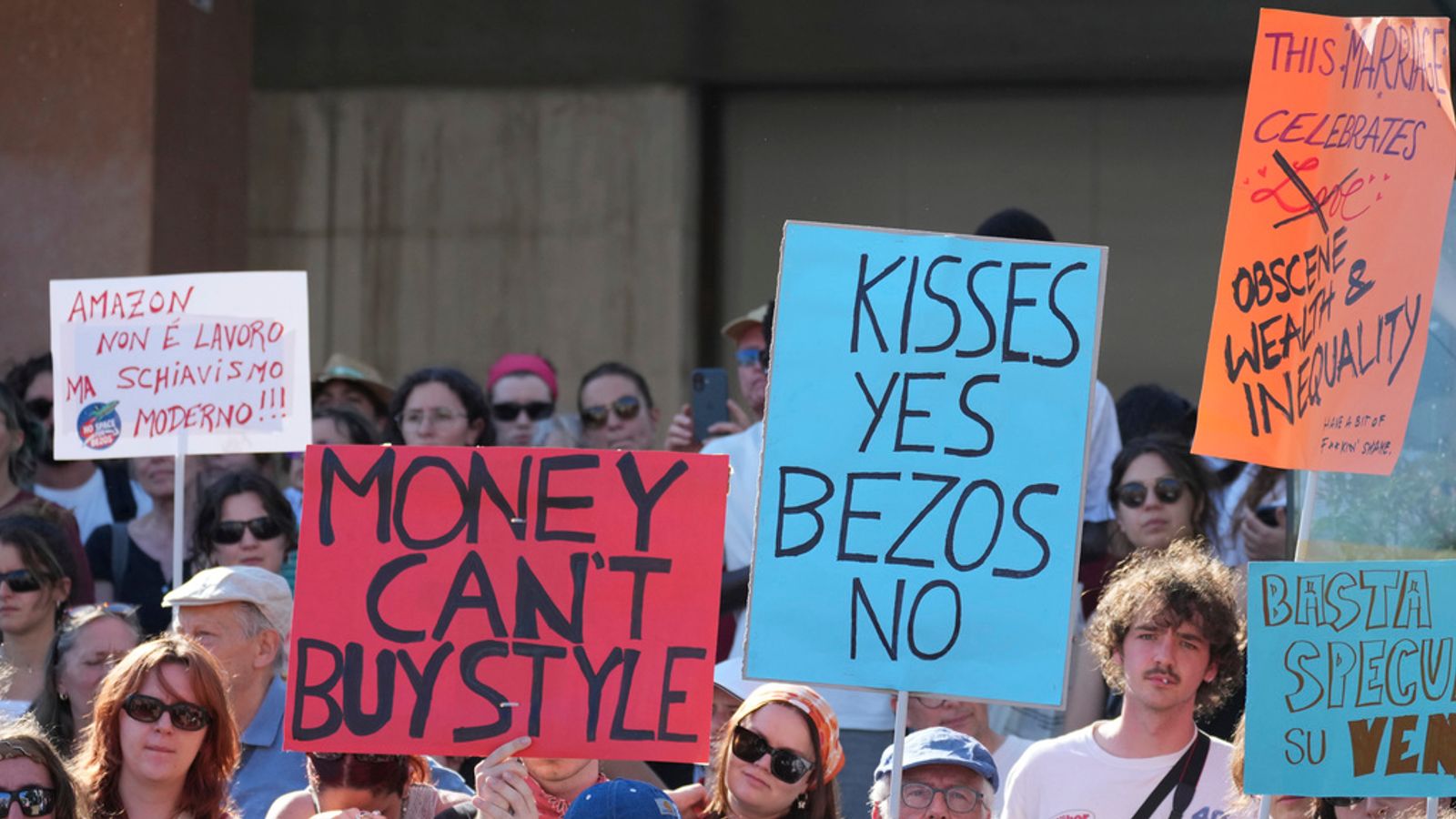 'No space for Bezos': Hundreds protest against billionaire's wedding on ...