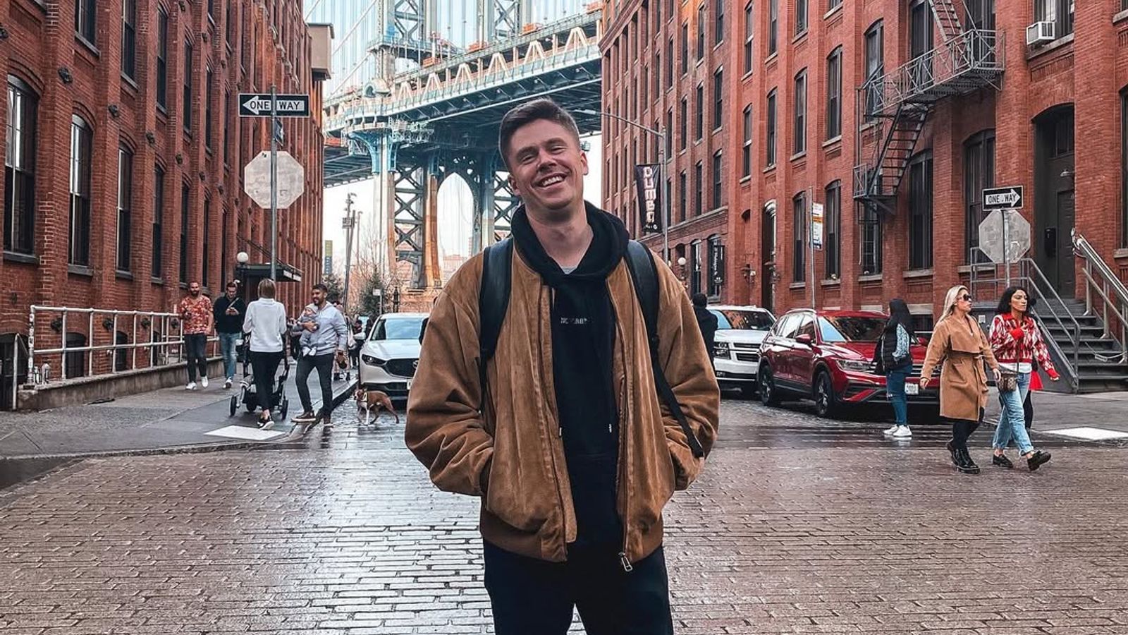 'Parasocial' is the Cambridge dictionary word of the year but what does ...