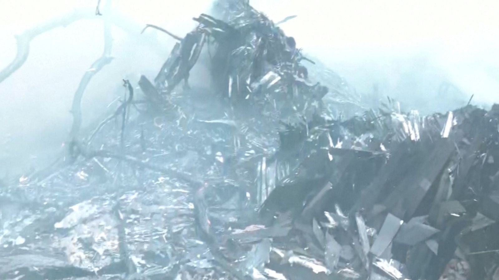 Footage captures moment before plane crashed in India | World News ...