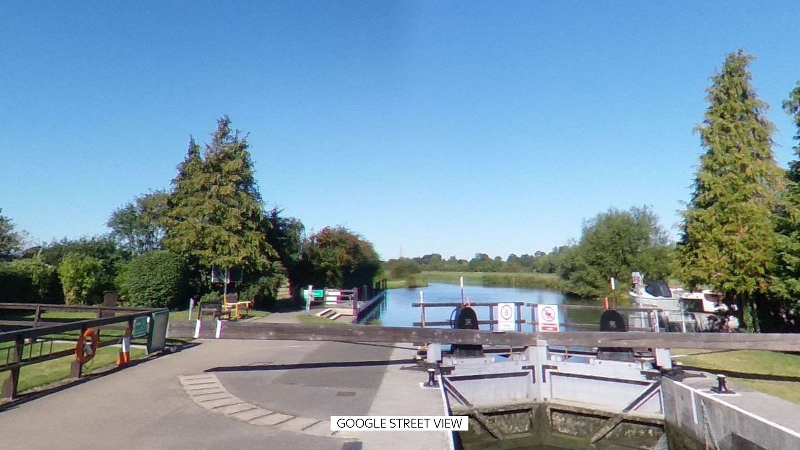 Nine people injured after boat fire on River Thames near Lechlade in ...