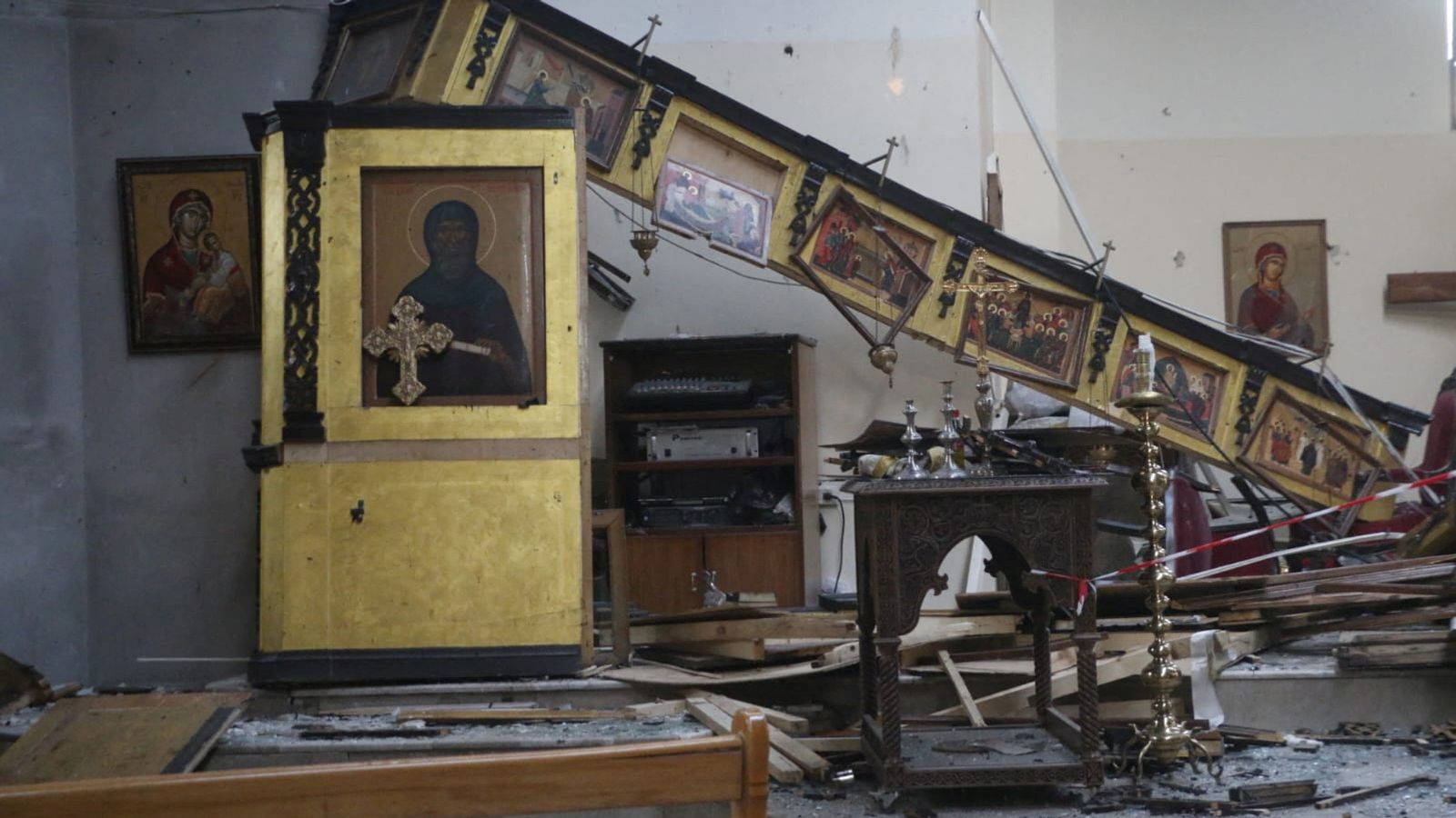 22 killed after suicide bomber opens fire at church in Syria - and then ...