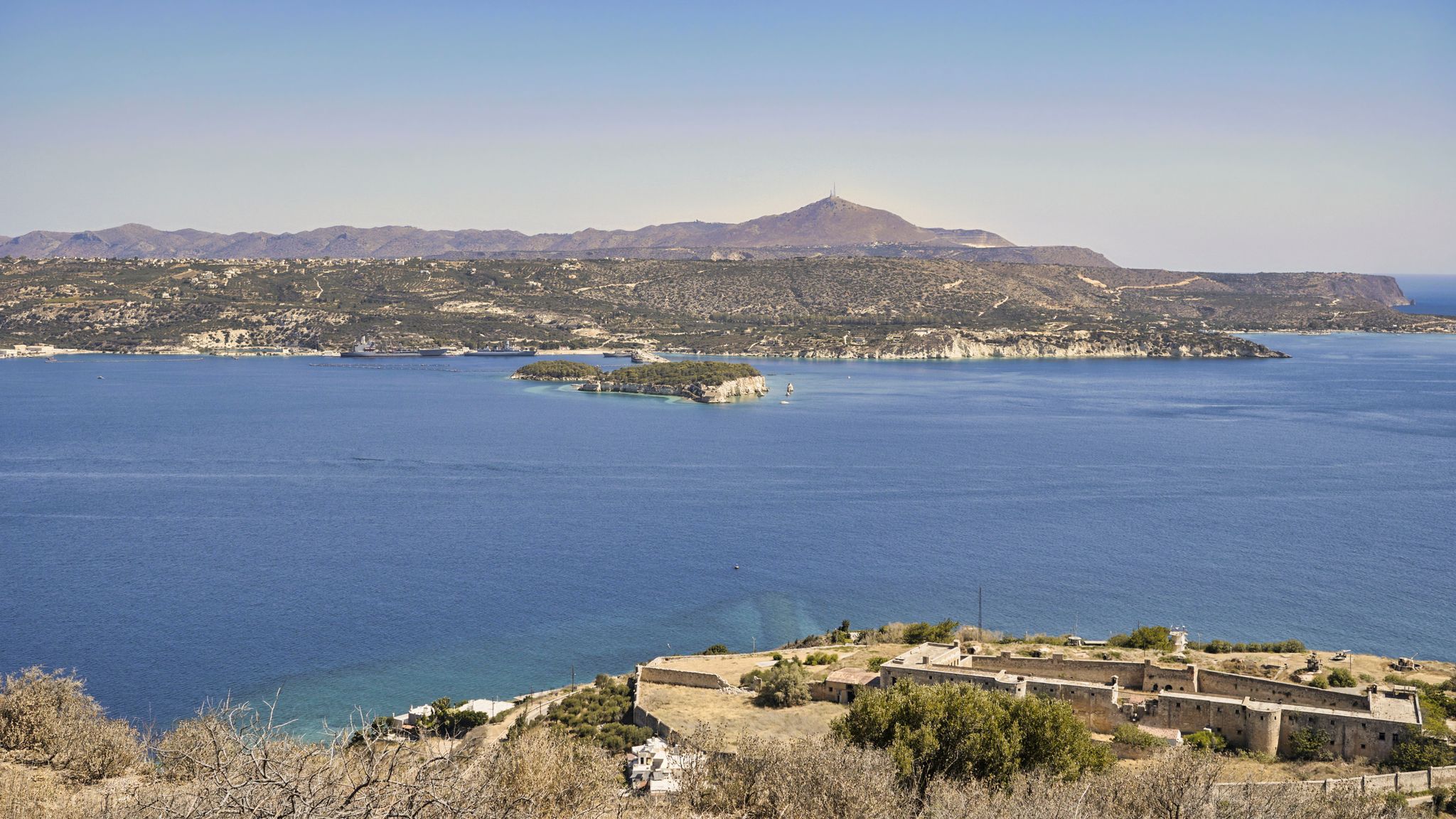 Man arrested on suspicion of spying in Crete - home to NATO military ...