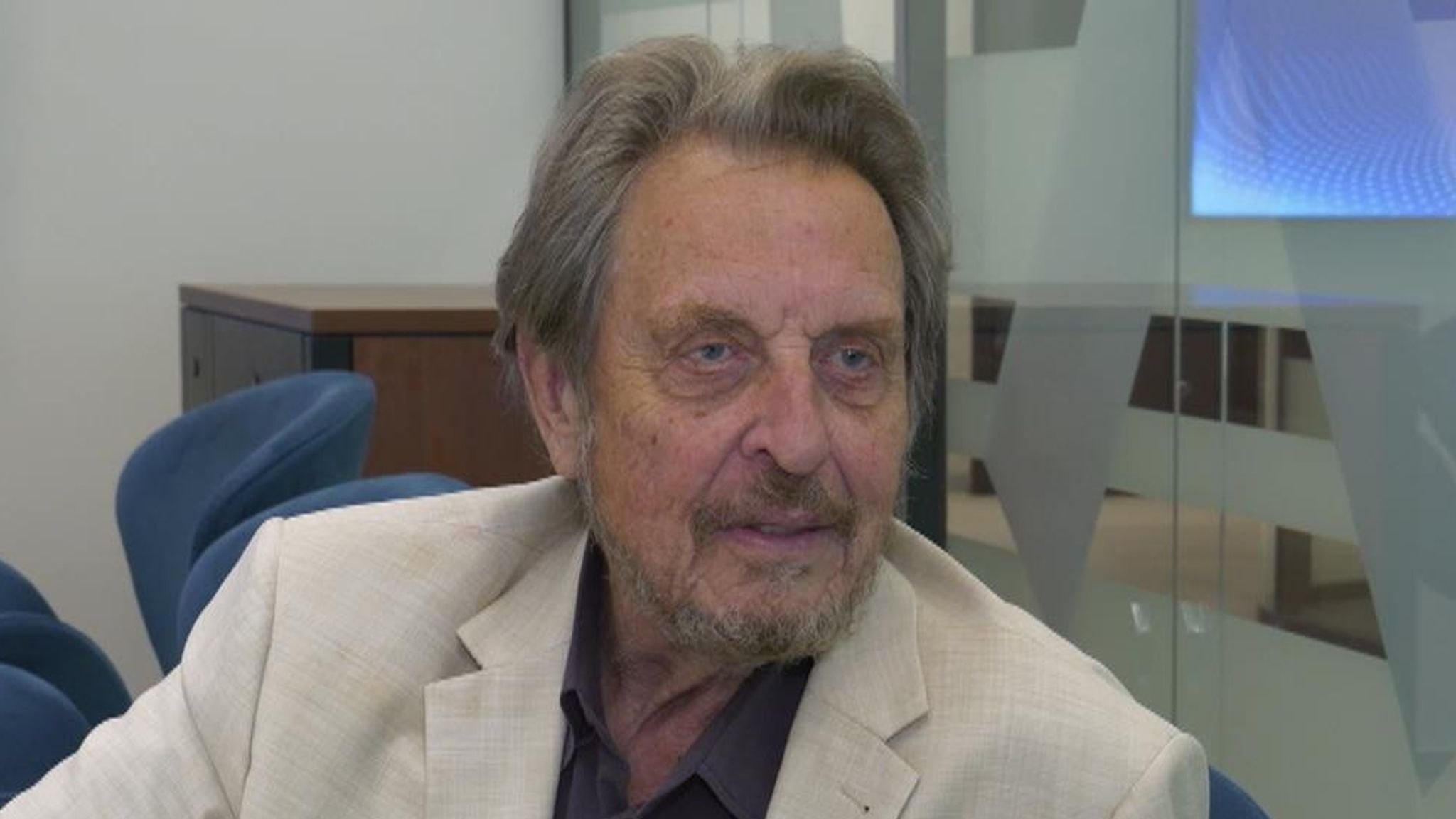 Elon Musk's father says his son and Donald Trump will patch things up ...