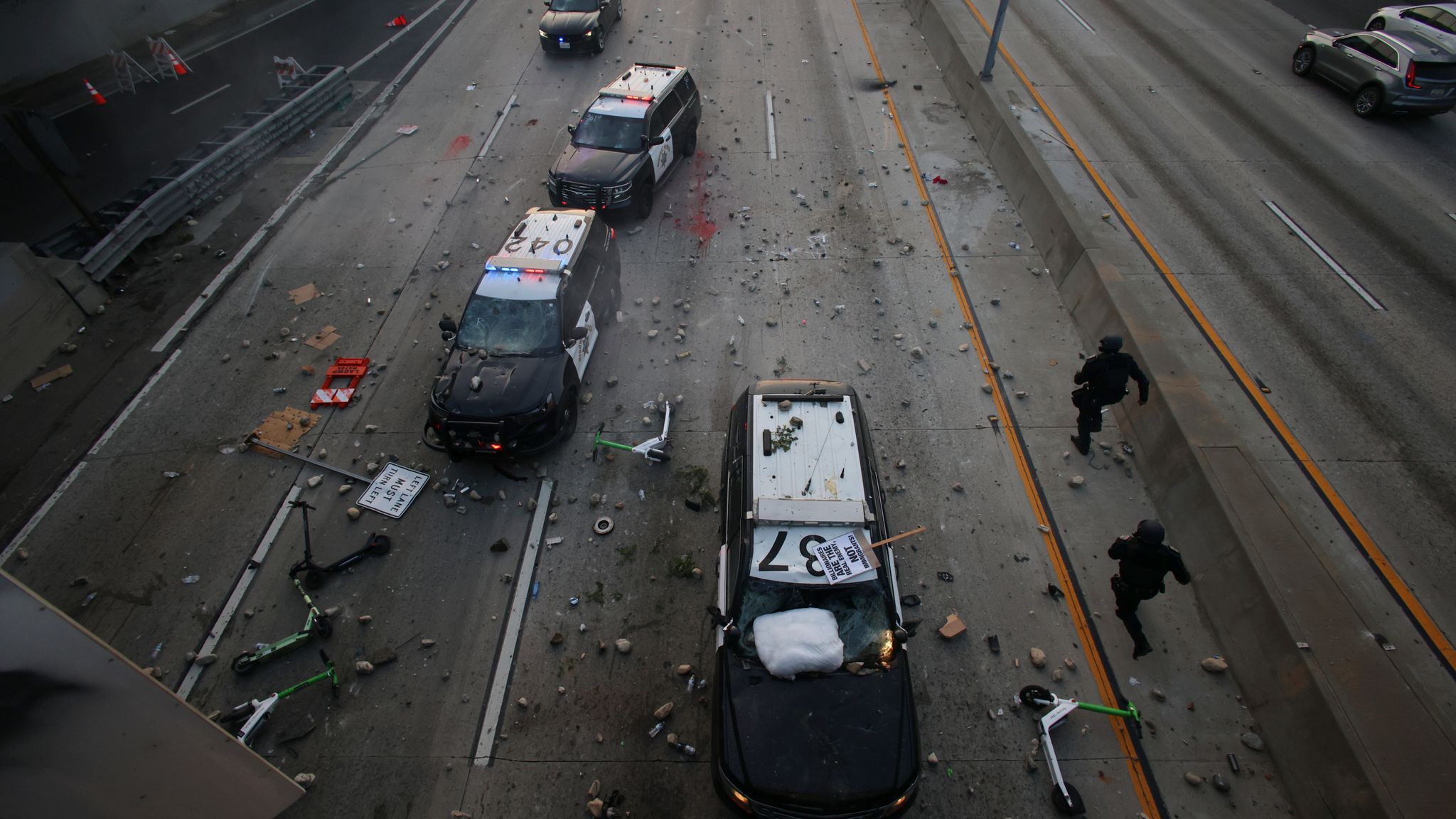 Downtown LA is a scene of pandemonium and lawlessness | US News | Sky News