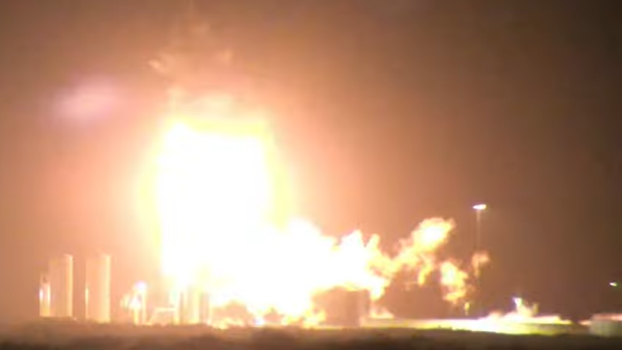 SpaceX rocket being examined explodes into big fireball earlier than ...