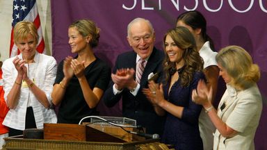 Leonard Lauder: Estee Lauder's son, who built make-up company into ...