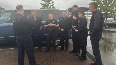Suspected gang who 'helped hundreds of migrants enter UK illegally ...