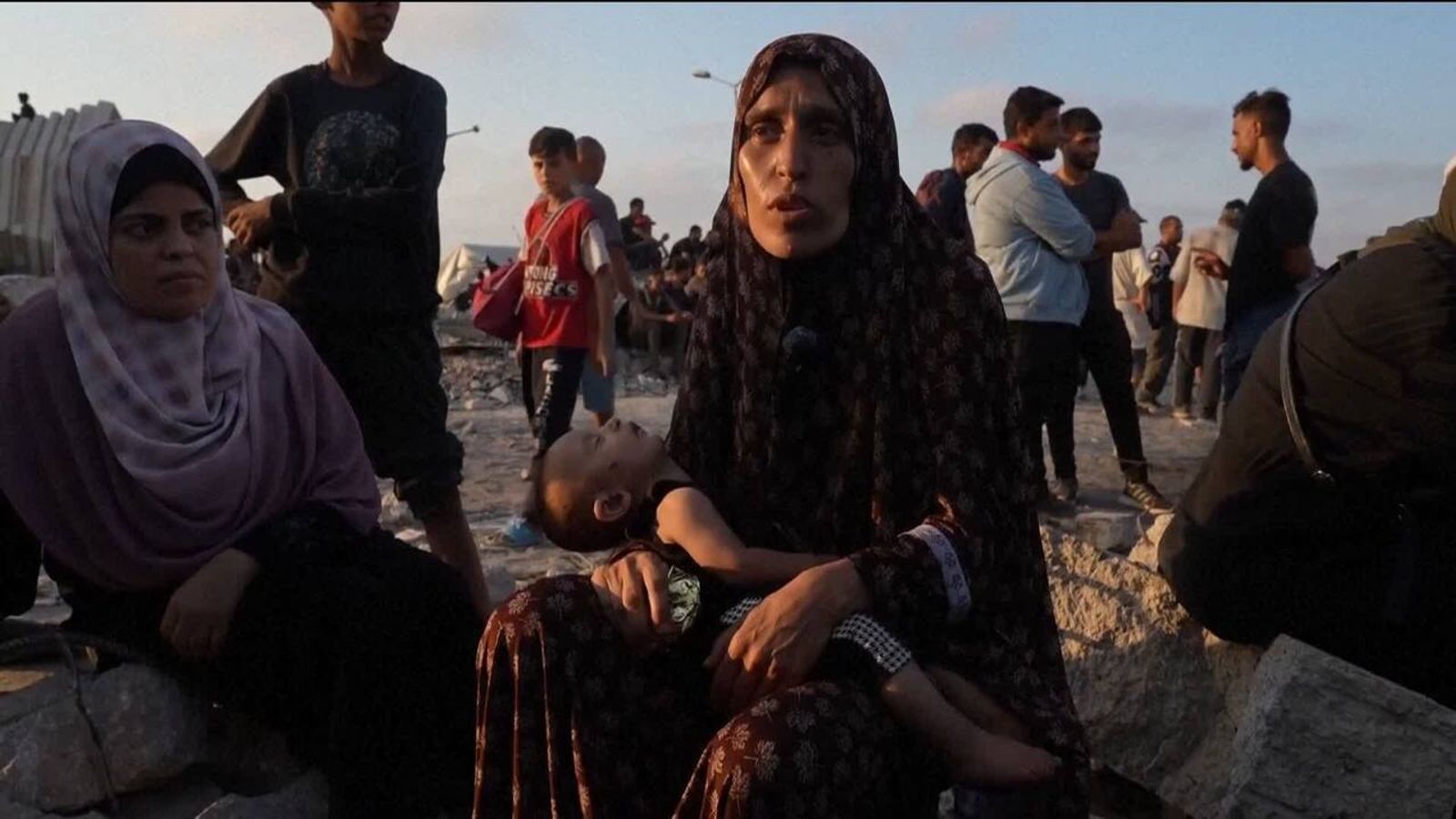 Palestinians describe trying to get food and aid during mass starvation ...