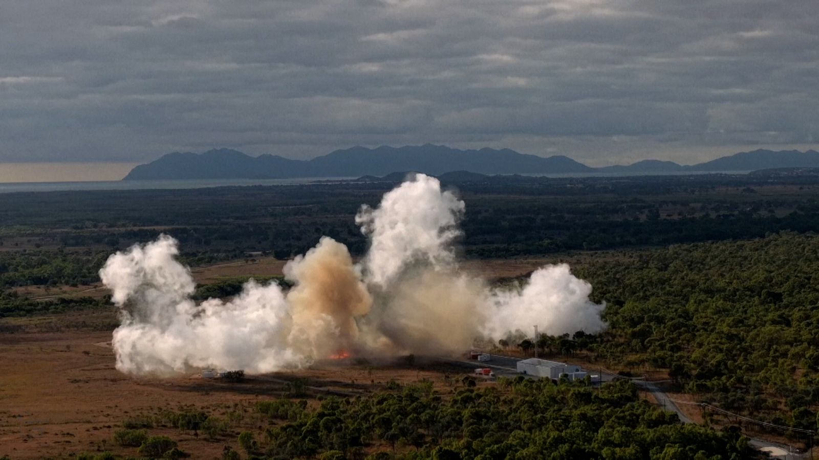 First Australian-made rocket crashes 14 seconds into launch | News UK ...