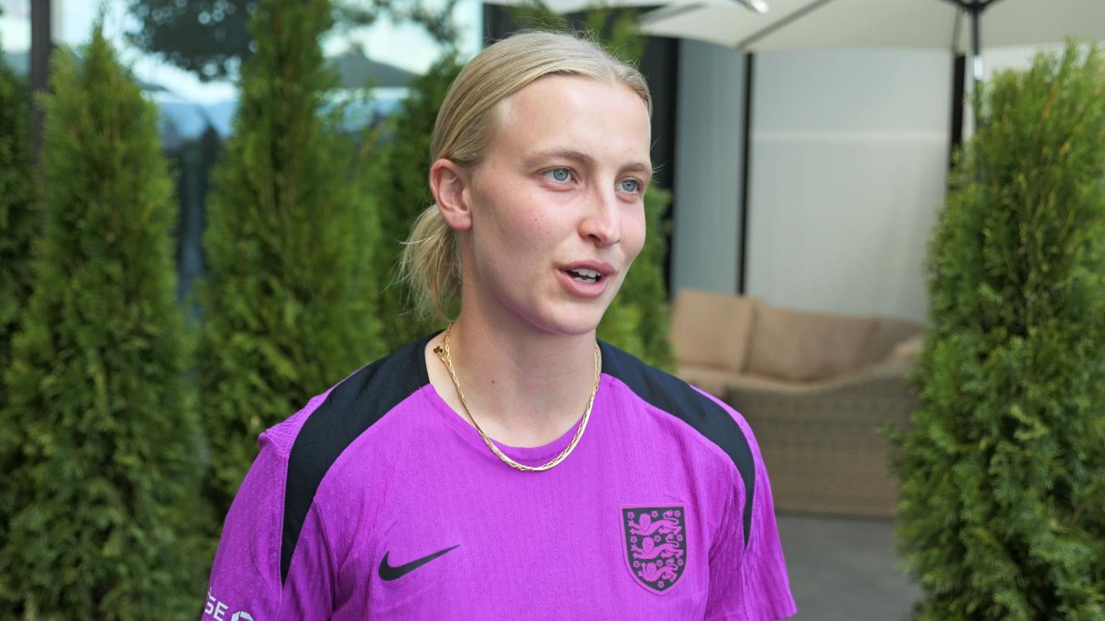 Aggie Beever-Jones: Sky speaks to rising star in Lionesses | UK News ...