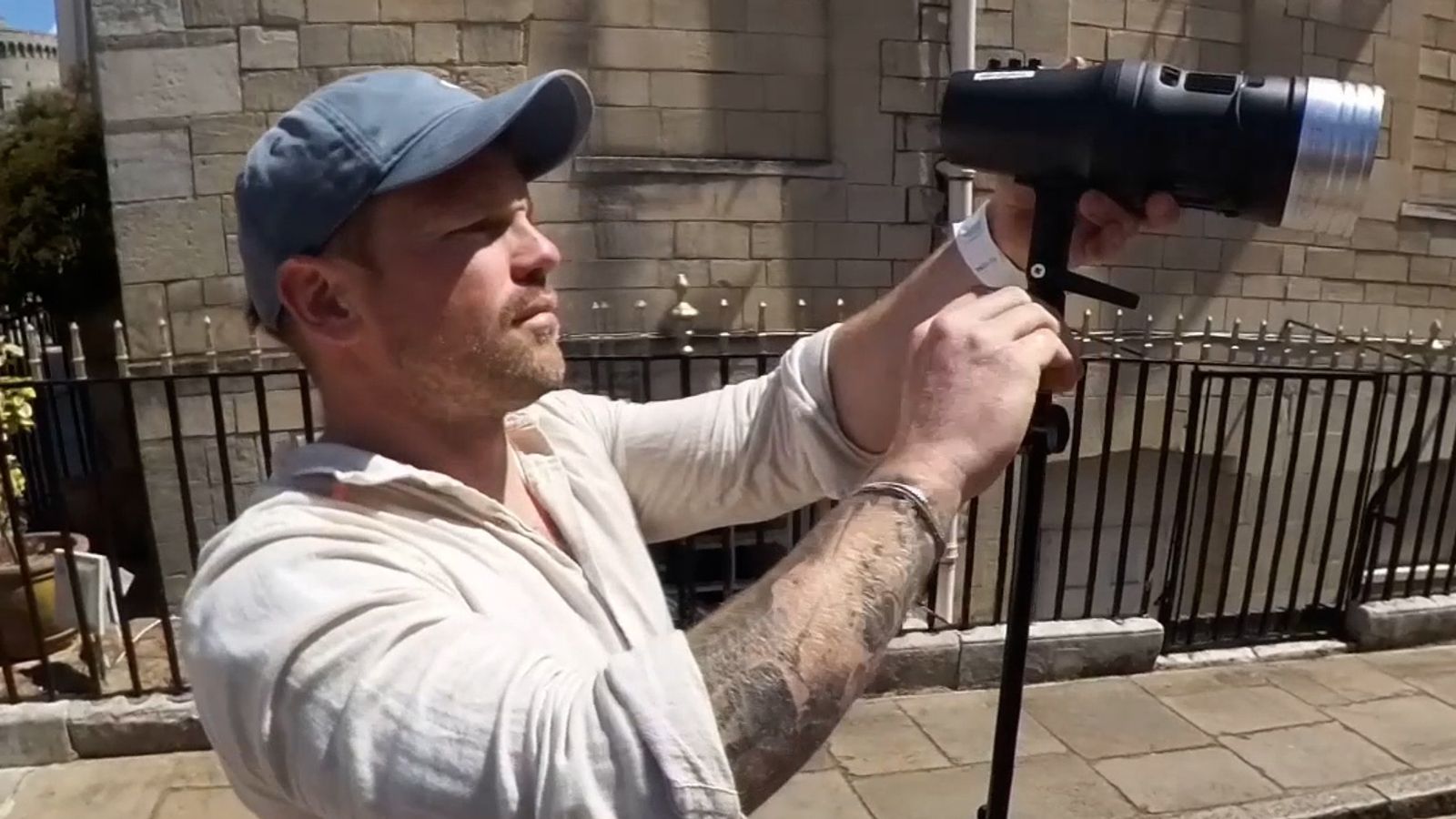 Behind the scenes: Macron's Windsor visit | News UK Video News | Sky News