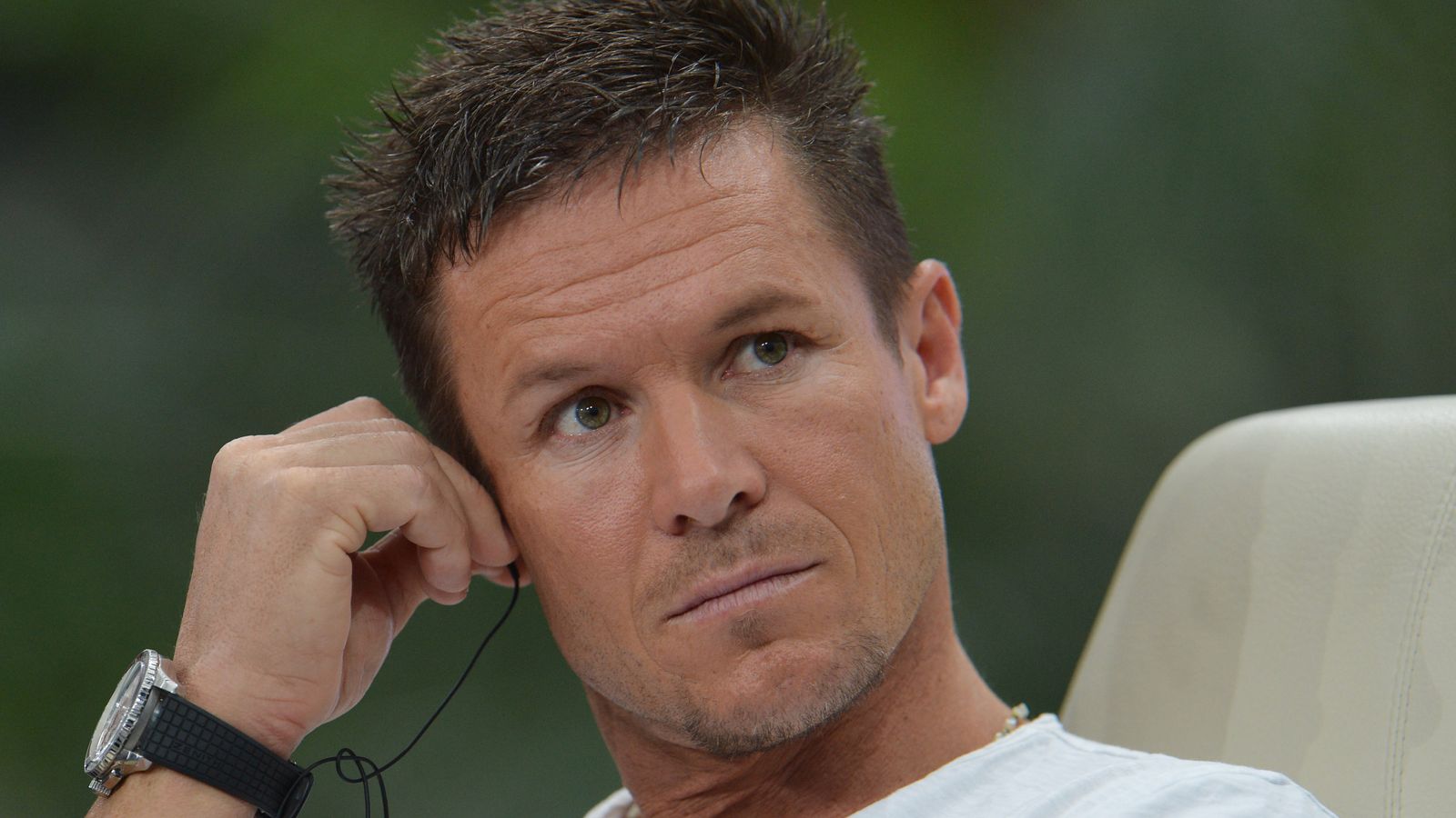 Felix Baumgartner: Extreme athlete who jumped from edge of space dies after paragliding crash ...