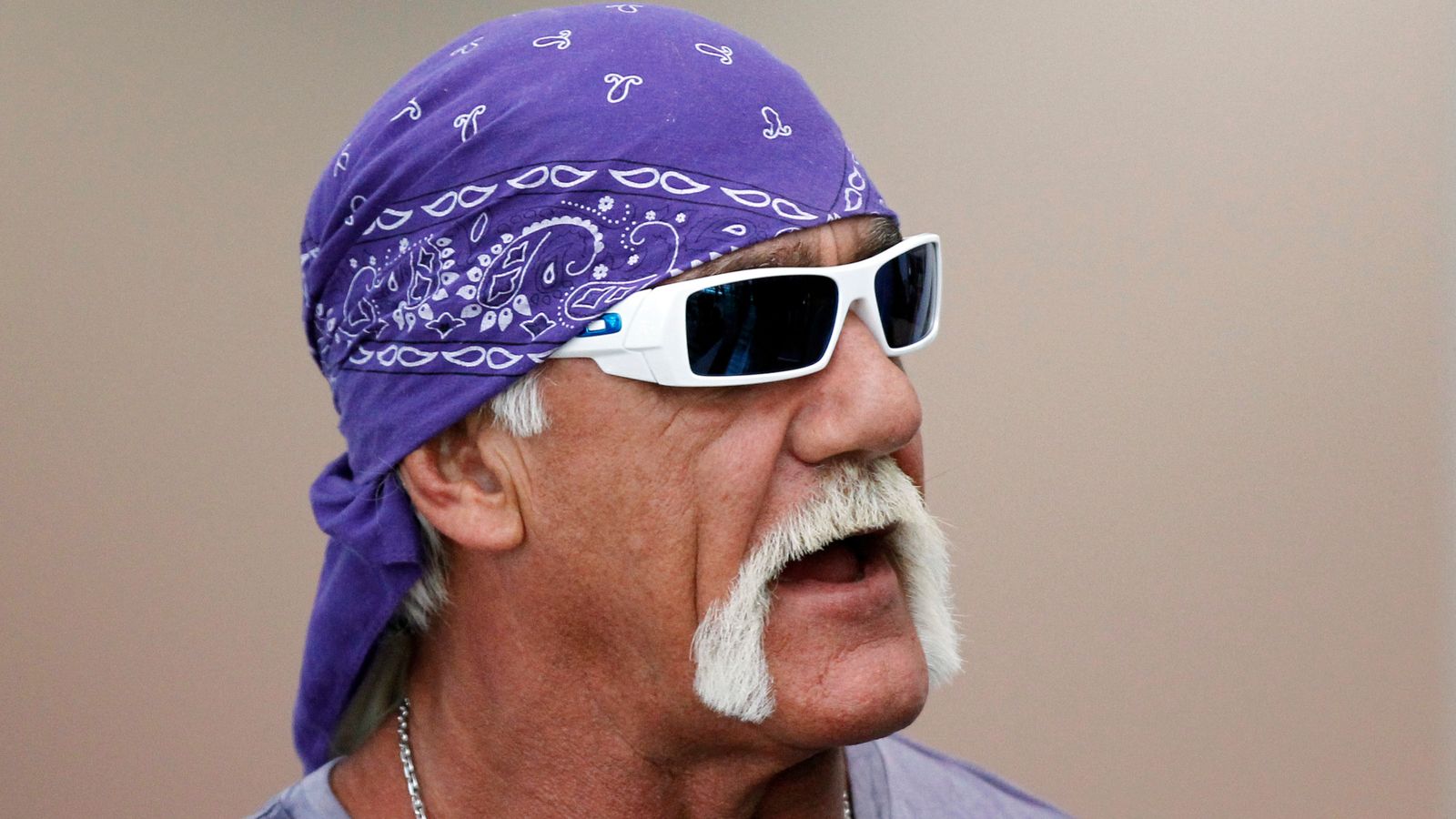 Police holding media briefing after Hulk Hogan's death | News UK Video ...