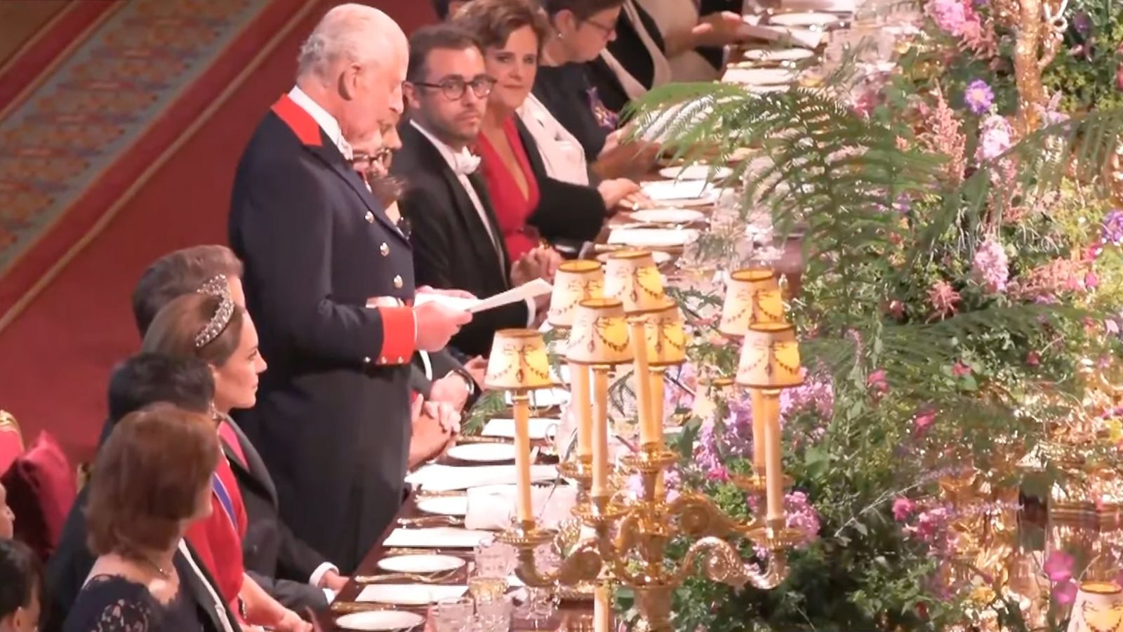 Watch live as King hosts Emmanuel Macron at state banquet | News UK ...