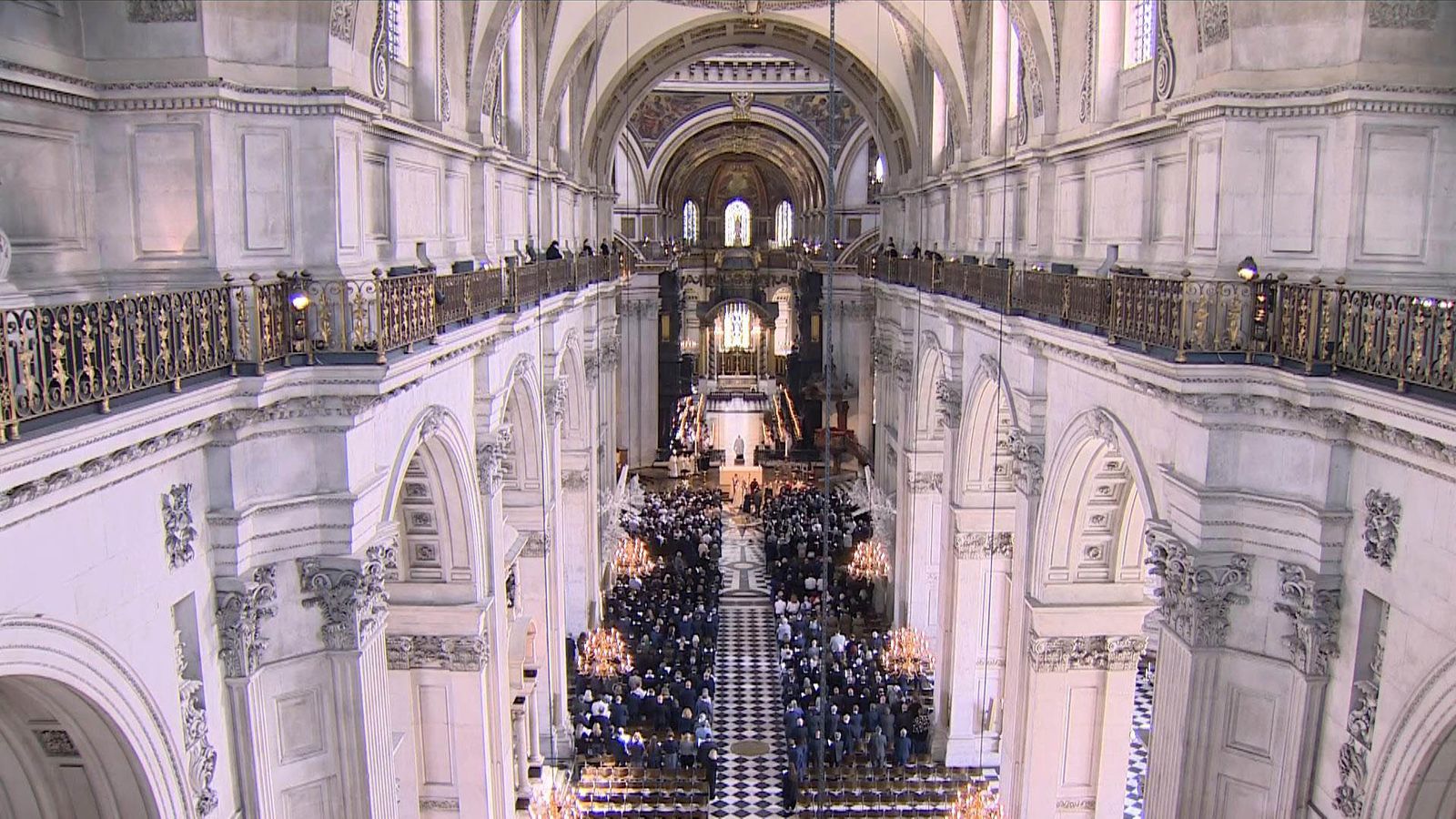 Watch: Memorial service at St Paul's Cathedral to mark 20th anniversary ...