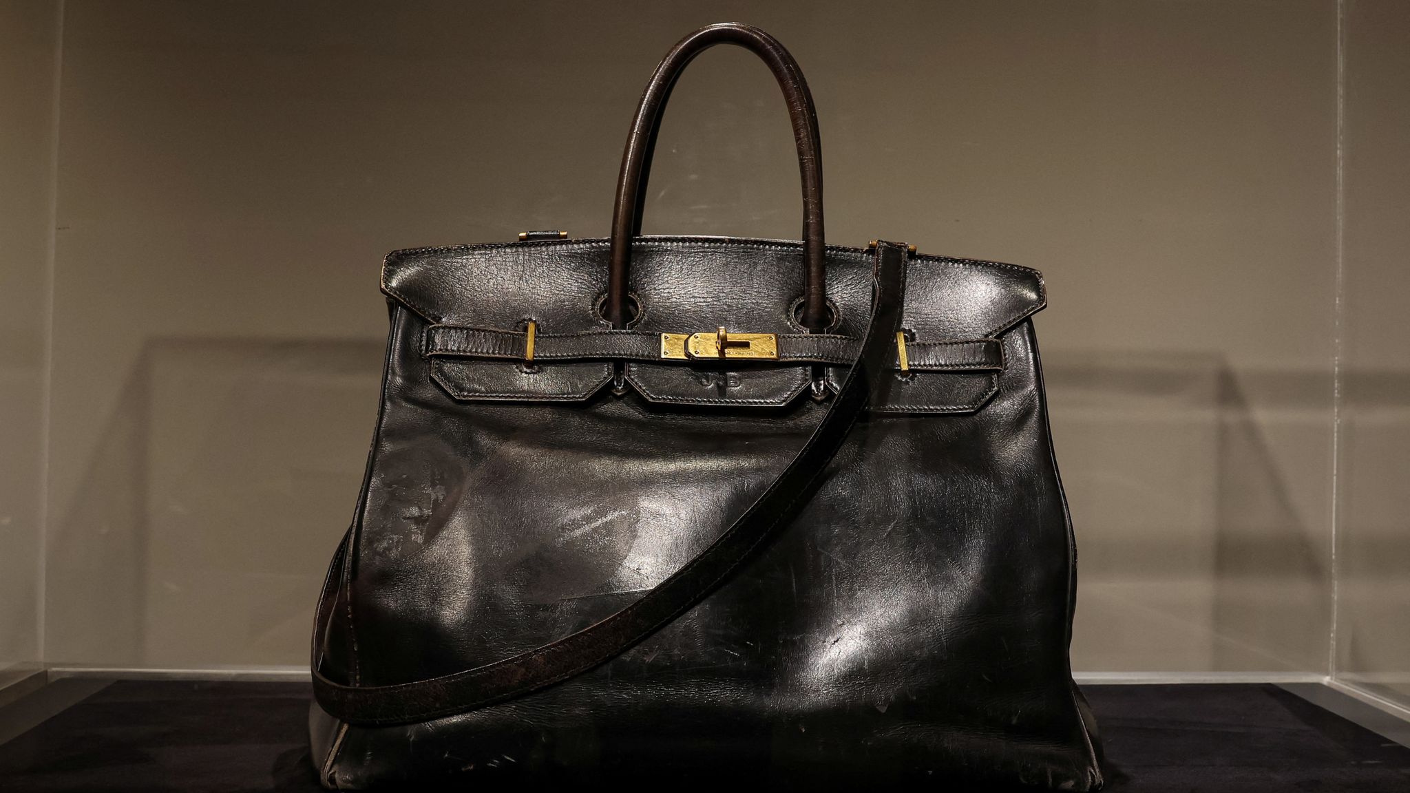 Hermes Birkin handbag sells for £7.4m at auction | World News | Sky News