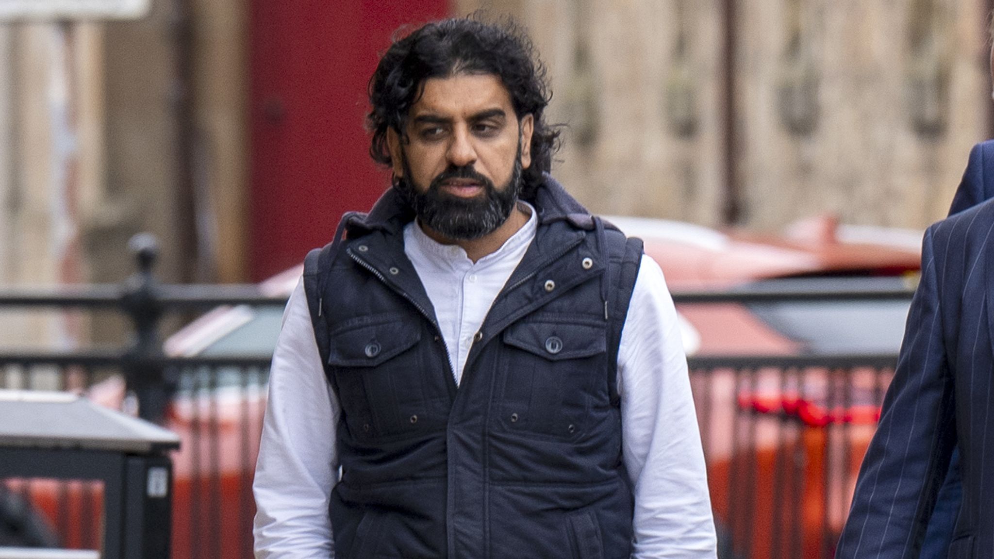Doctor and husband who sold PPE stolen from NHS on eBay during pandemic ...