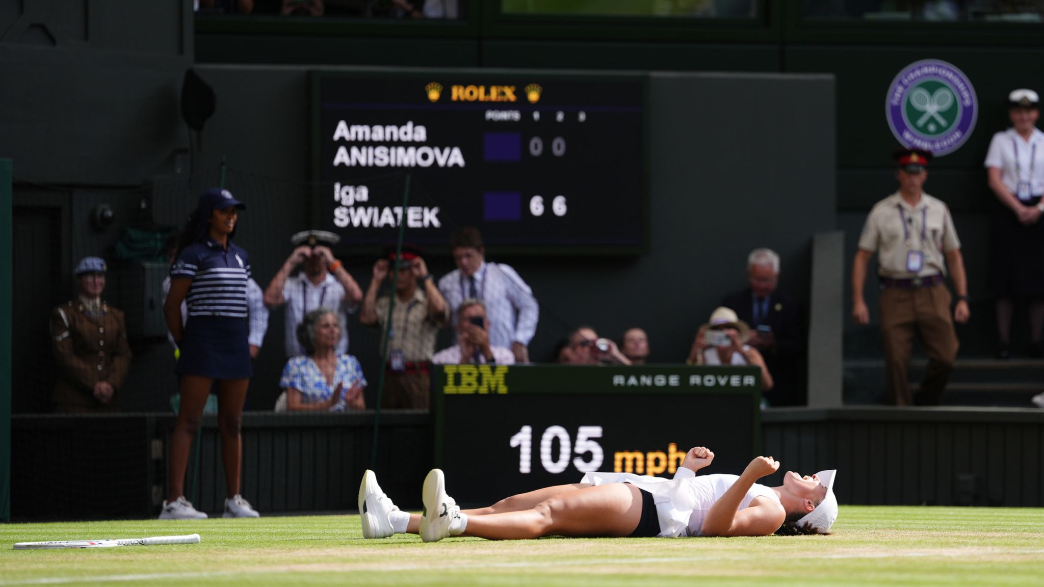 Wimbledon: Iga Swiatek wins women's singles final 6-0, 6-0 as Amanda ...