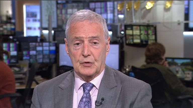 Footage of Israeli military 'raiding hospital in West Bank dressed as ...