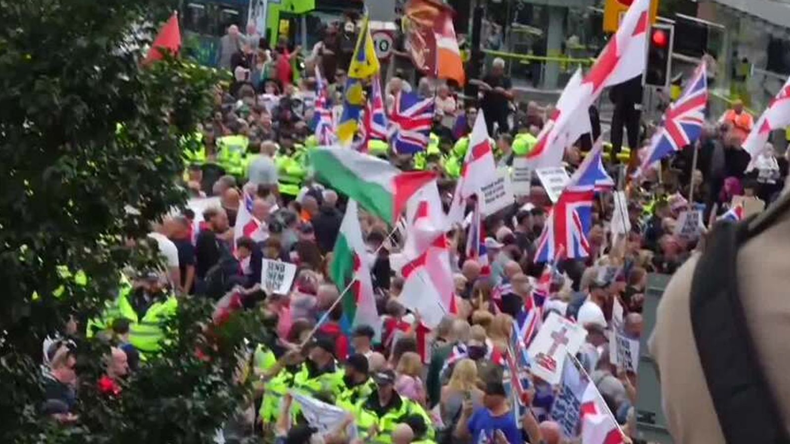 Liverpool anti-immigration protests: 'There are hundreds of people ...
