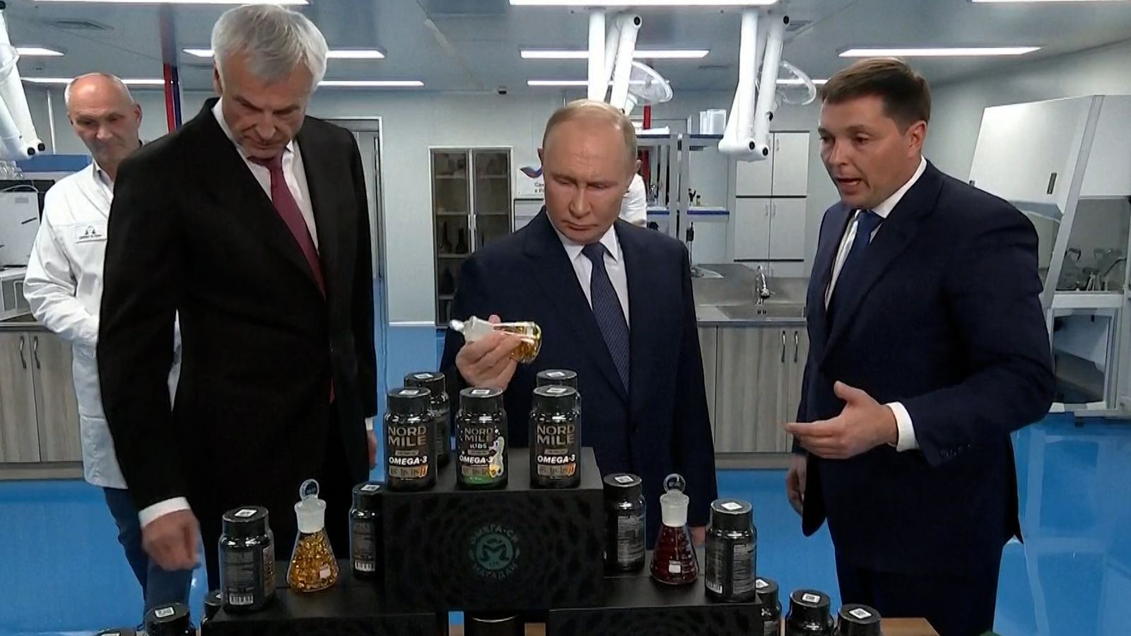 Putin tours a fish factory en route to meet Trump in Alaska | World ...