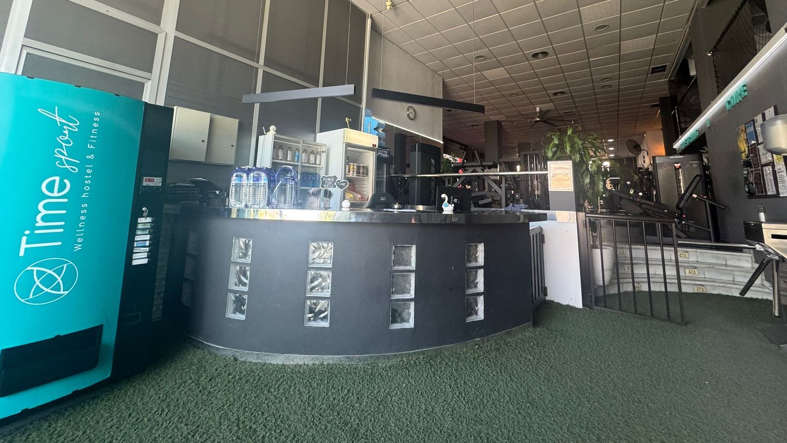 James Clacher: Tinder rape victim arrested during her hunt for fugitive ...