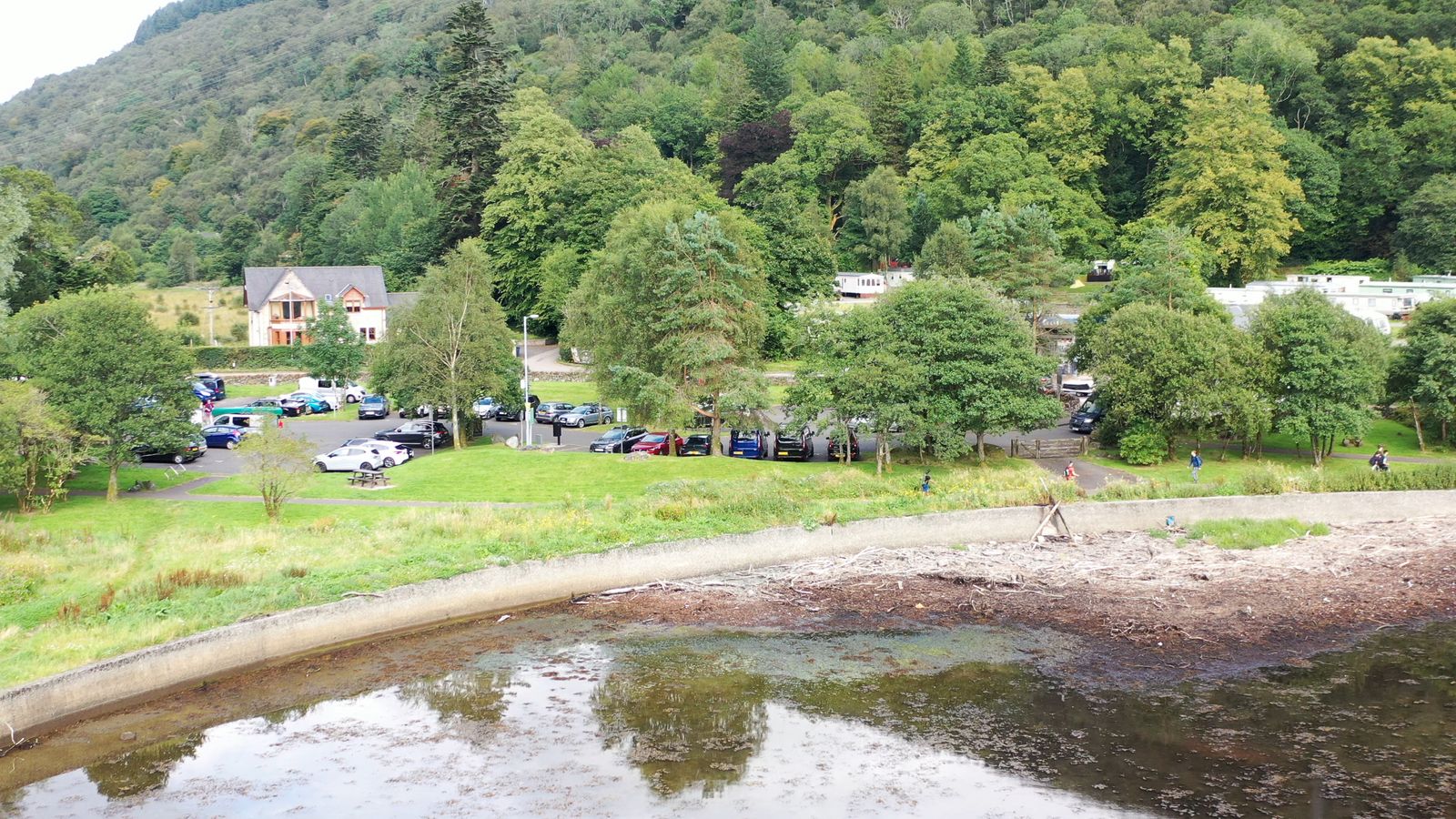 James Clacher: Tinder rape victim arrested during her hunt for fugitive ...